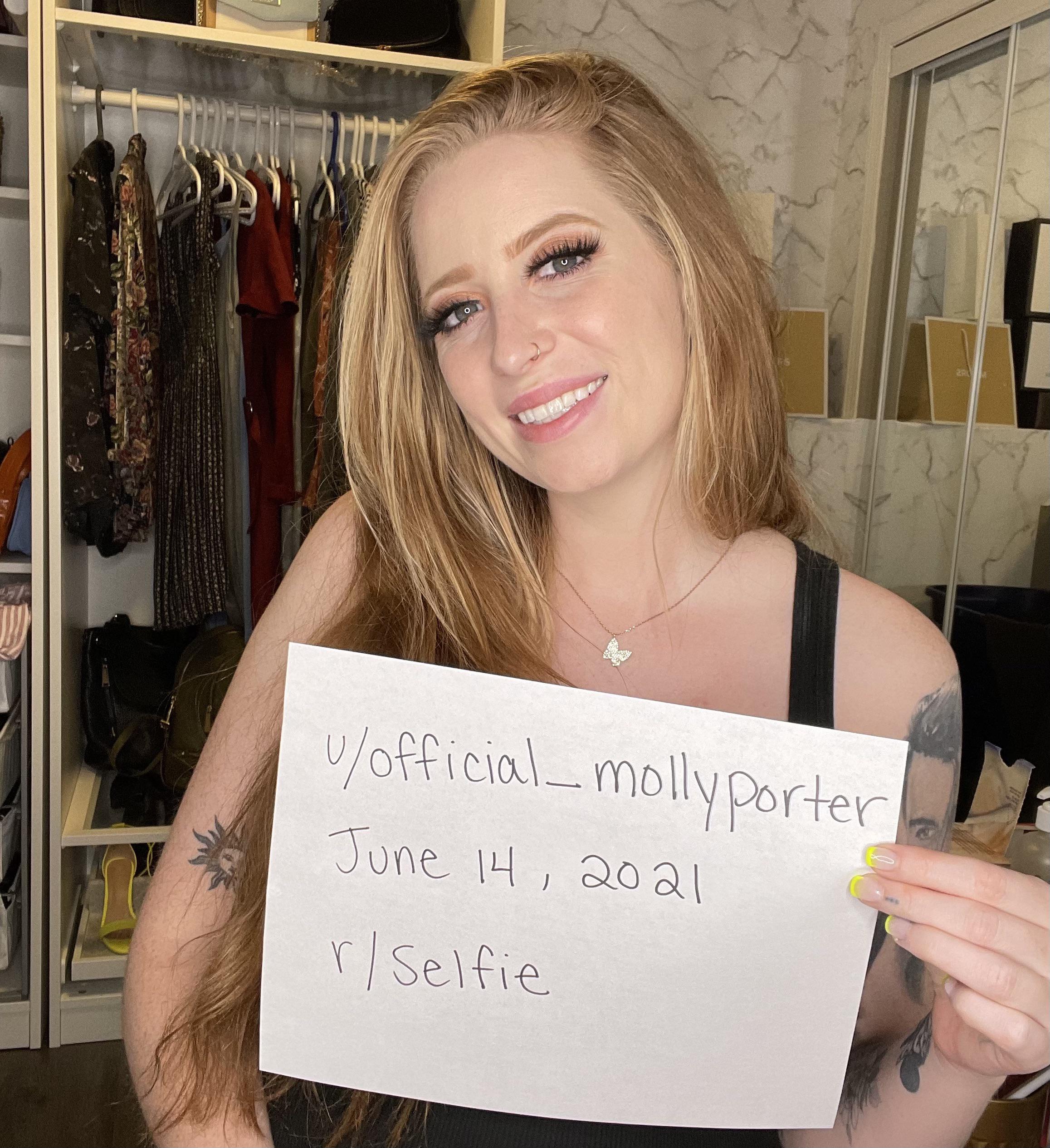 Verification (over 18) | Scrolller