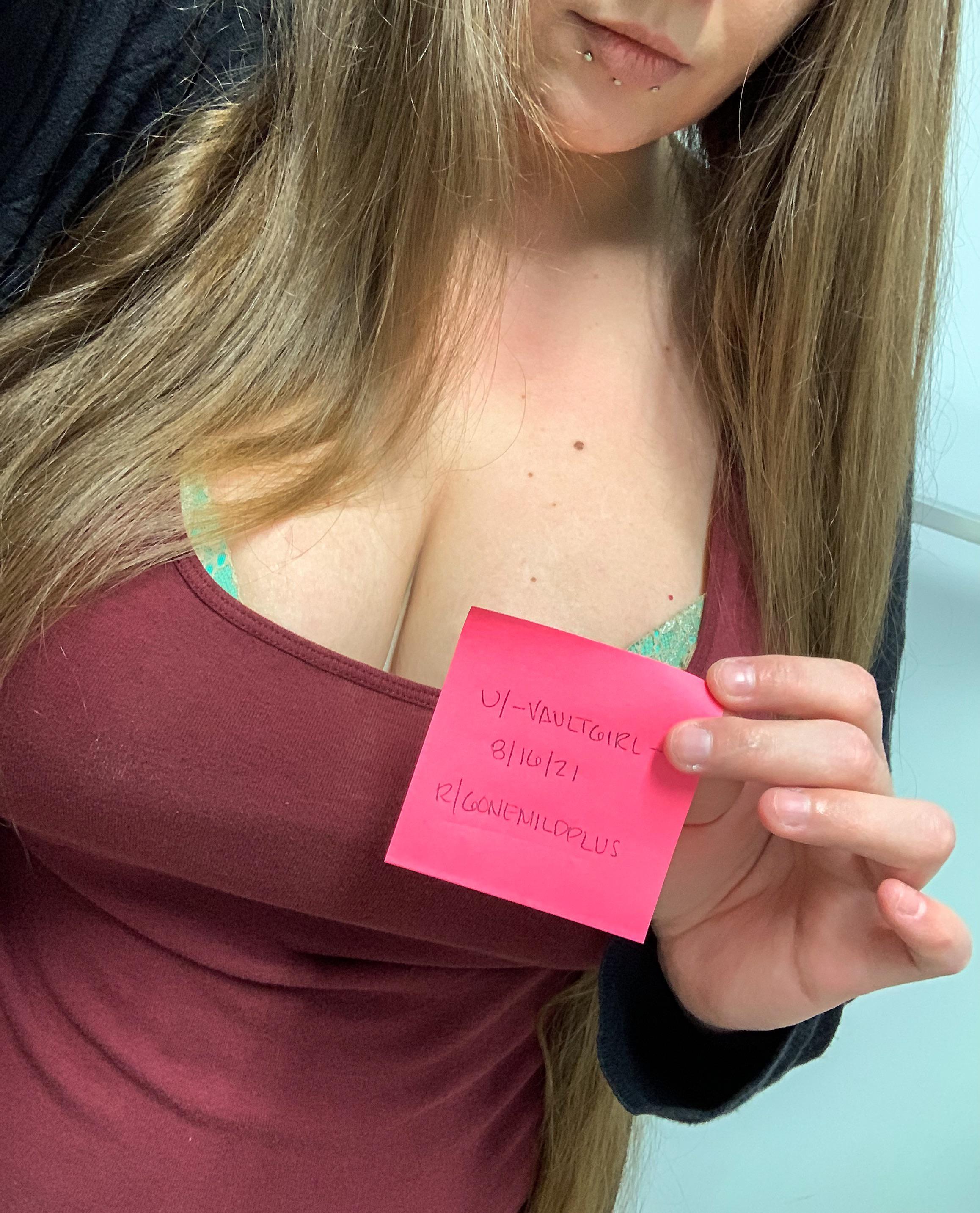 Verification post 🥳 | Scrolller