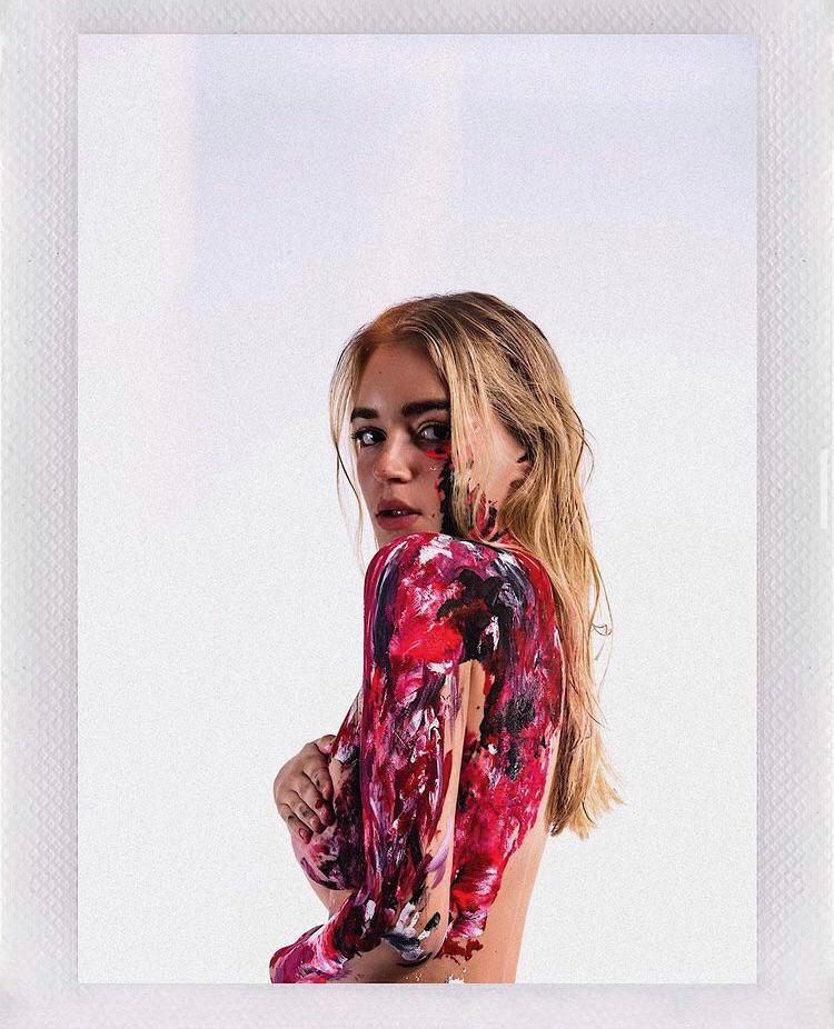 Veronica | Scrolller