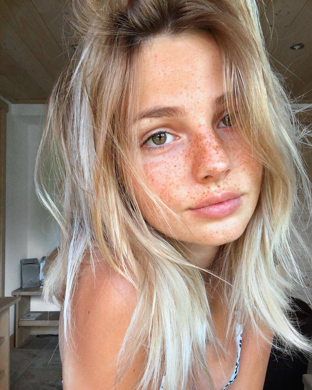 Victoire Salmon | Scrolller