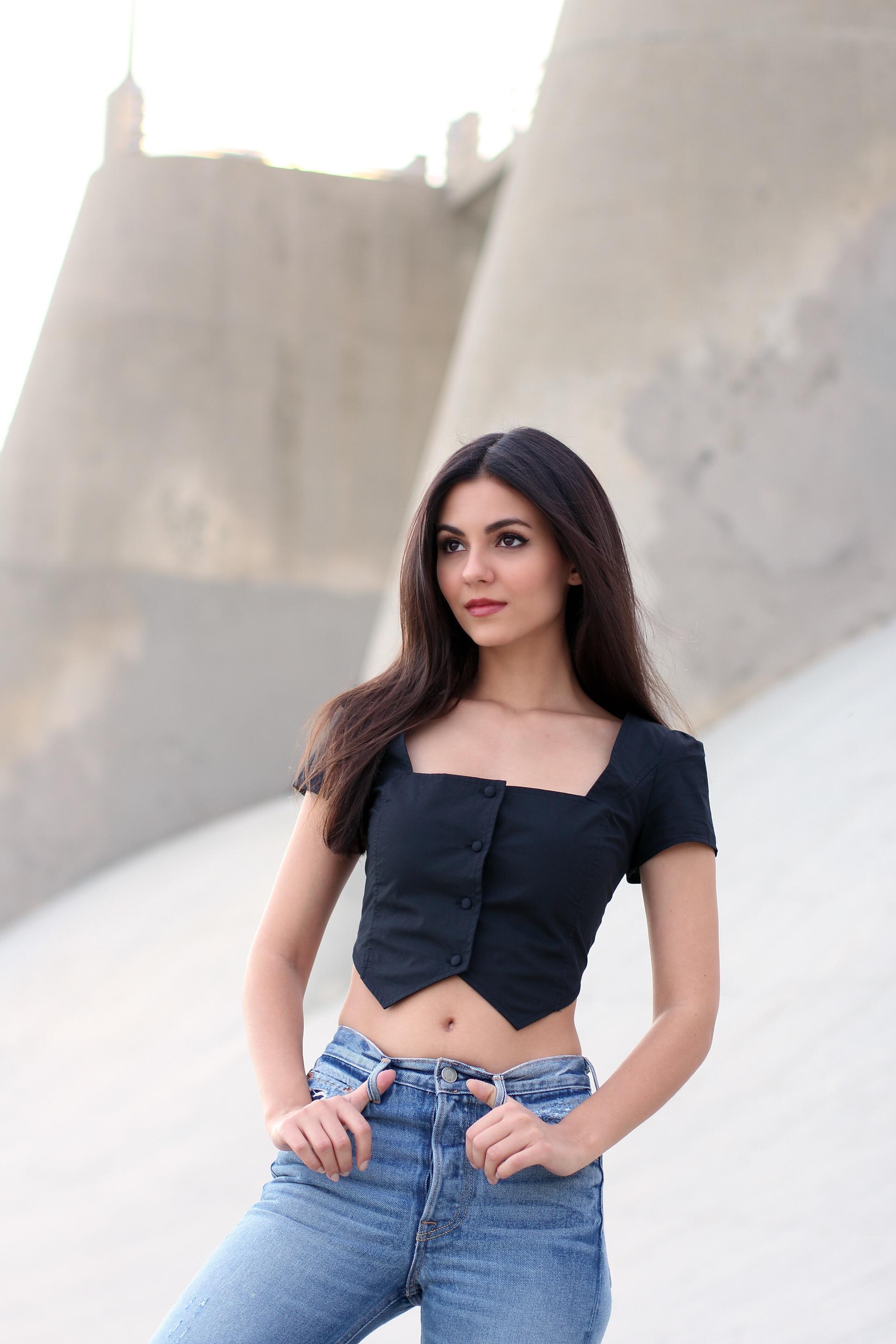 Victoria Justice | Scrolller