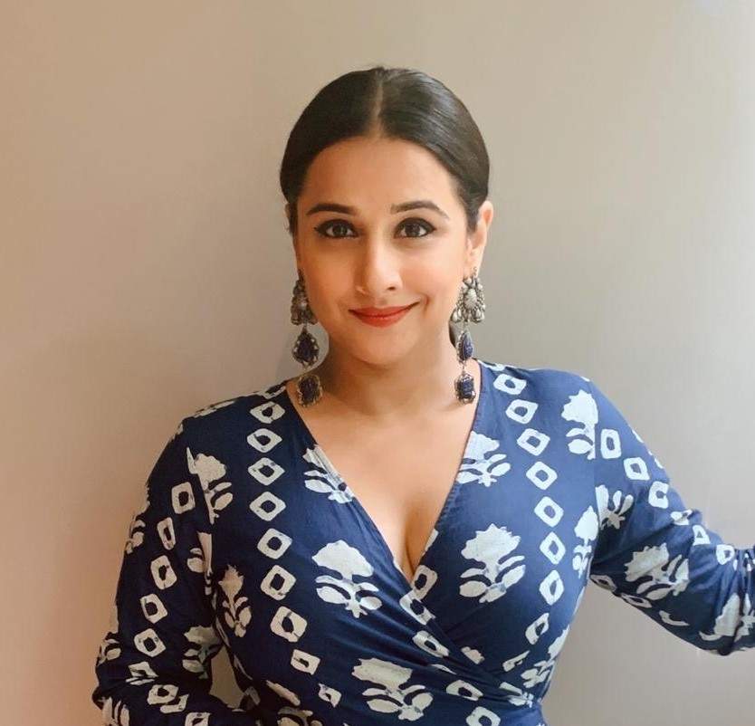 Vidya Mommy | Scrolller