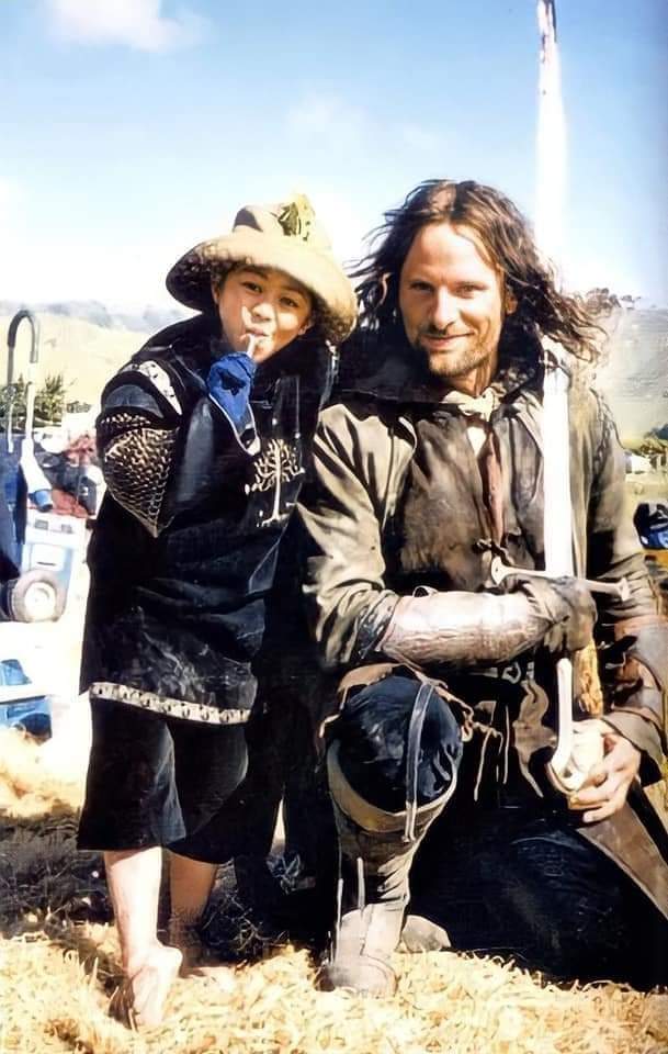 Viggo with Fon who played the scale double for Pippin. | Scrolller