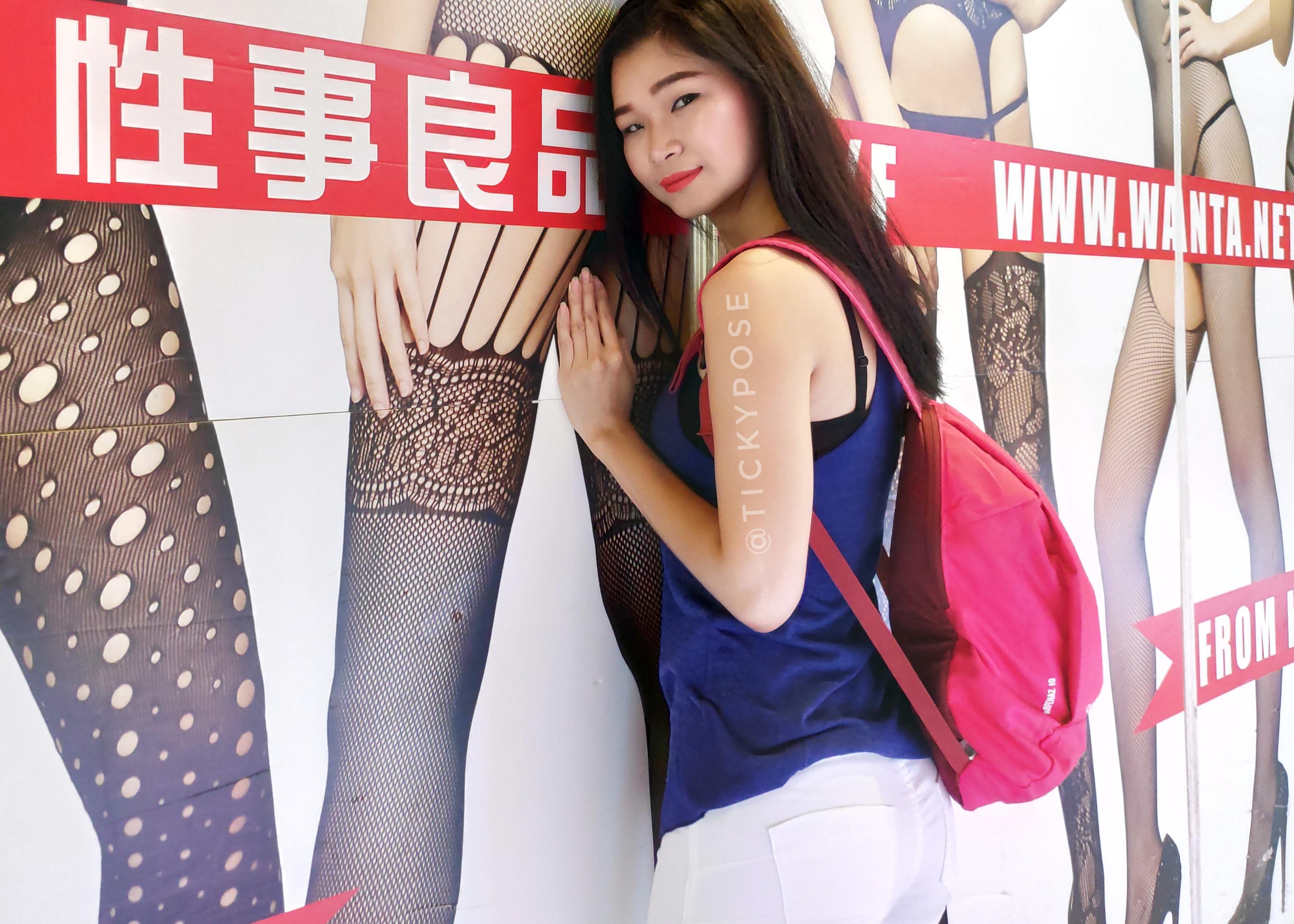 Visiting Hong Kong | Scrolller