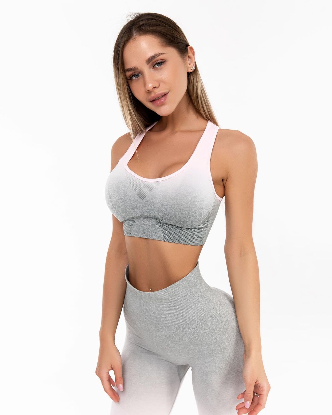 Vladislava Kamynina | Scrolller