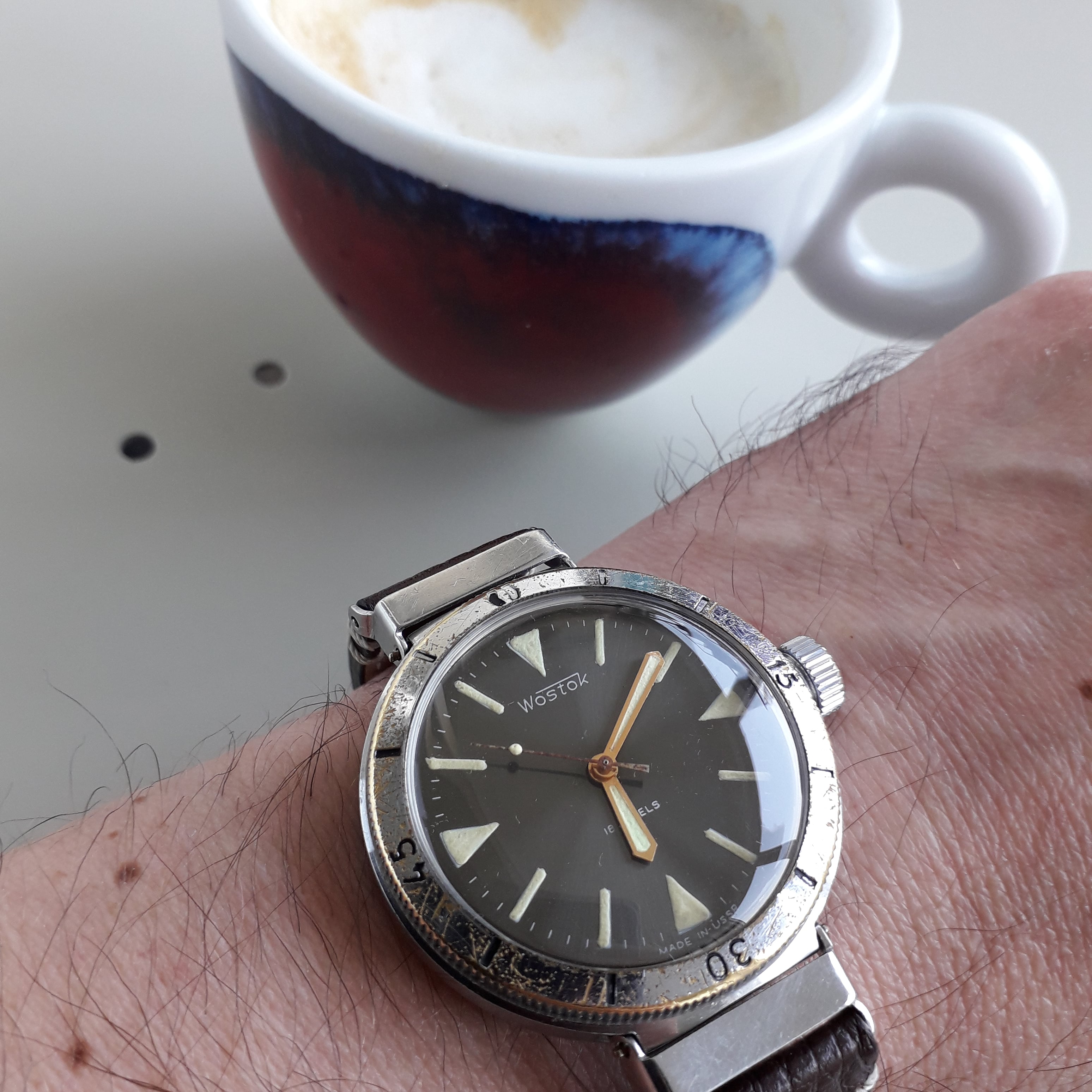 [Vostok] Amphibian 350 | Scrolller