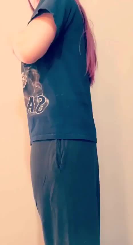 Wait for it... (or don't I can't tell you what to do lol) | Scrolller