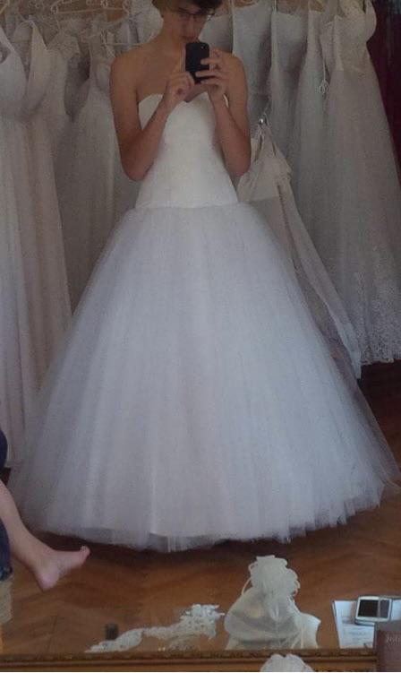 Waiting for my man or woman or NB people to marry me like | Scrolller