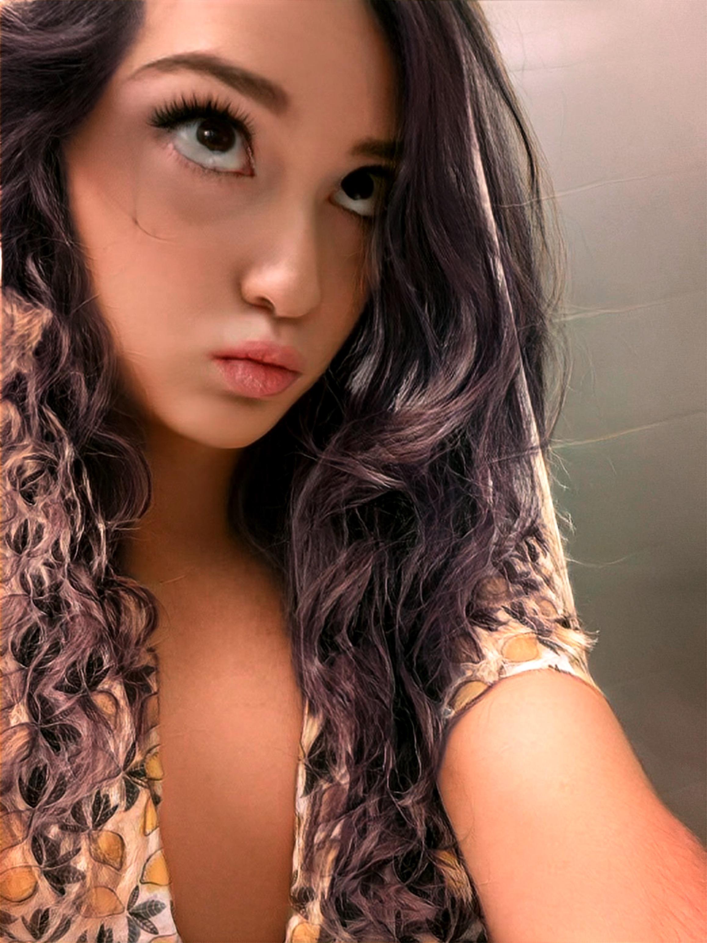 Walking around town tryna get picked up 💁‍♀️ steal meeeee | Scrolller