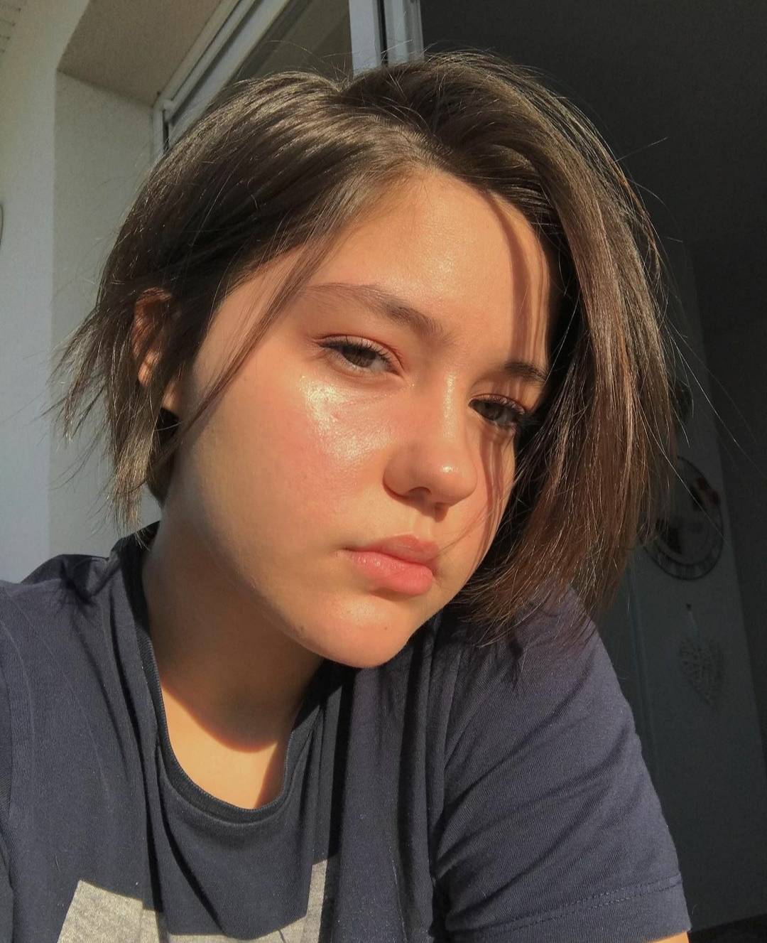 Wanna be my sunshine~?☀️ | Scrolller