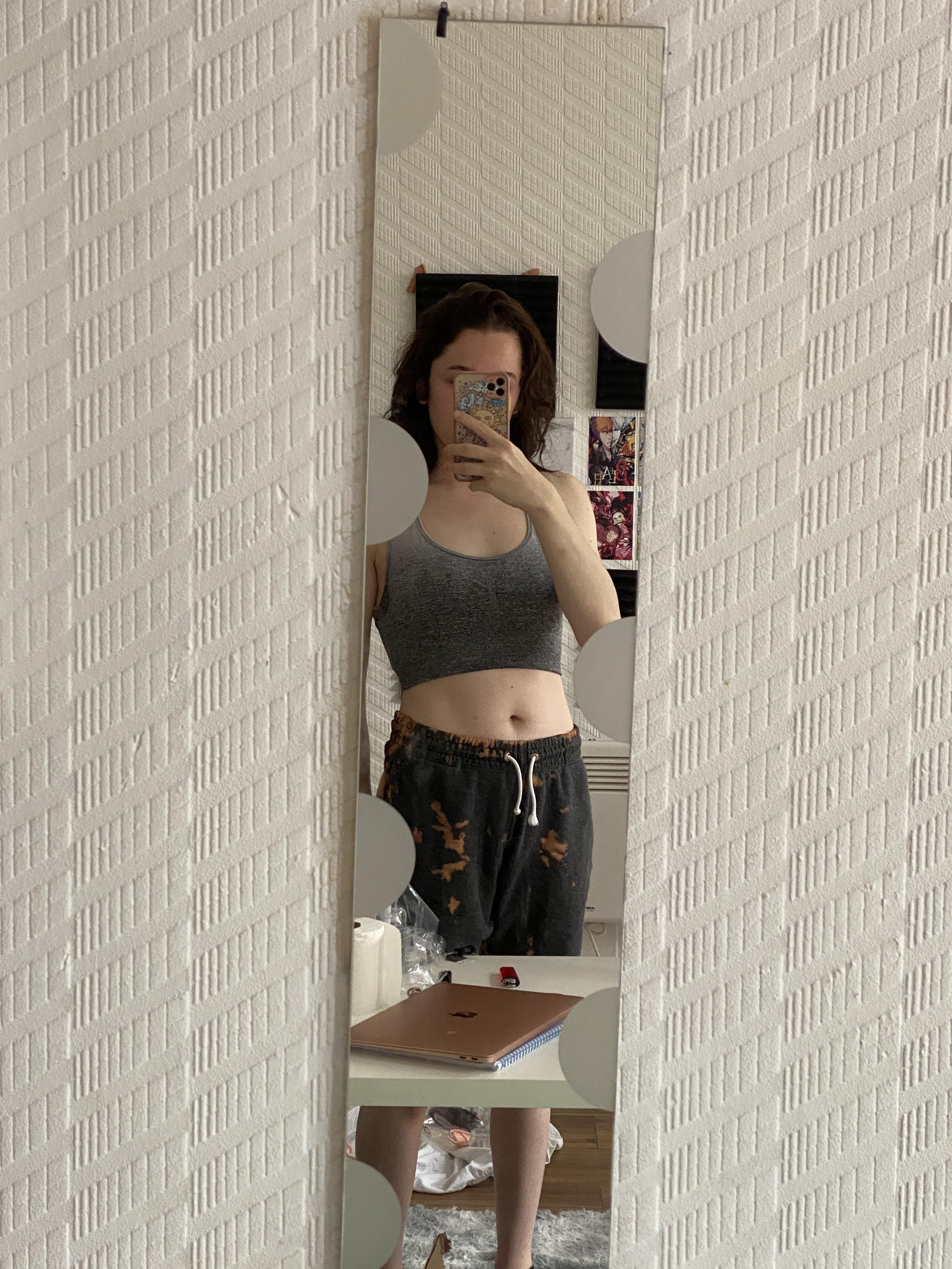 Wanna have sesh with me? 🥺 | Scrolller