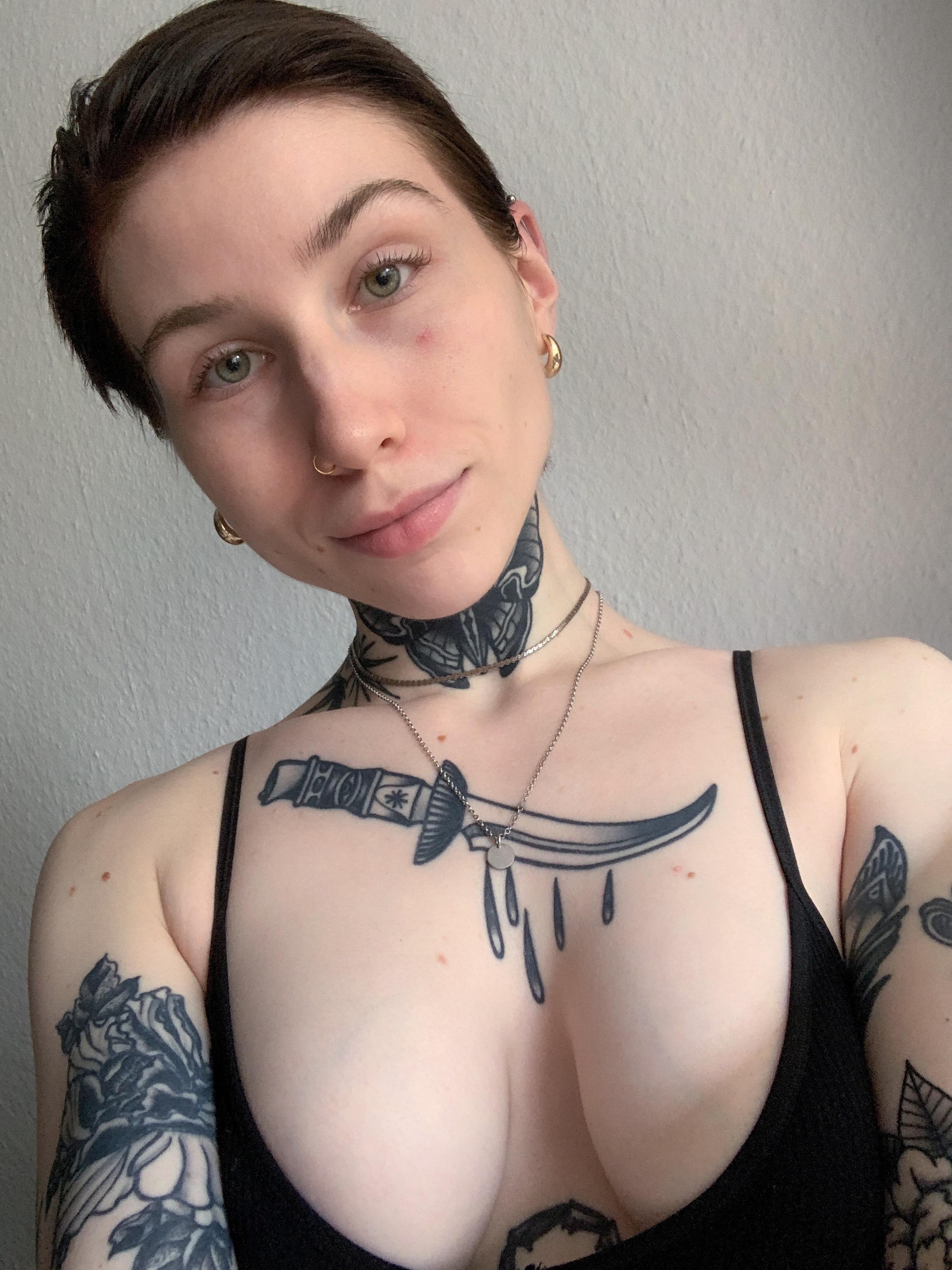 Buzzcut slowly growing out | Scrolller