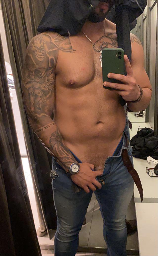 Wanna see my angel | Scrolller