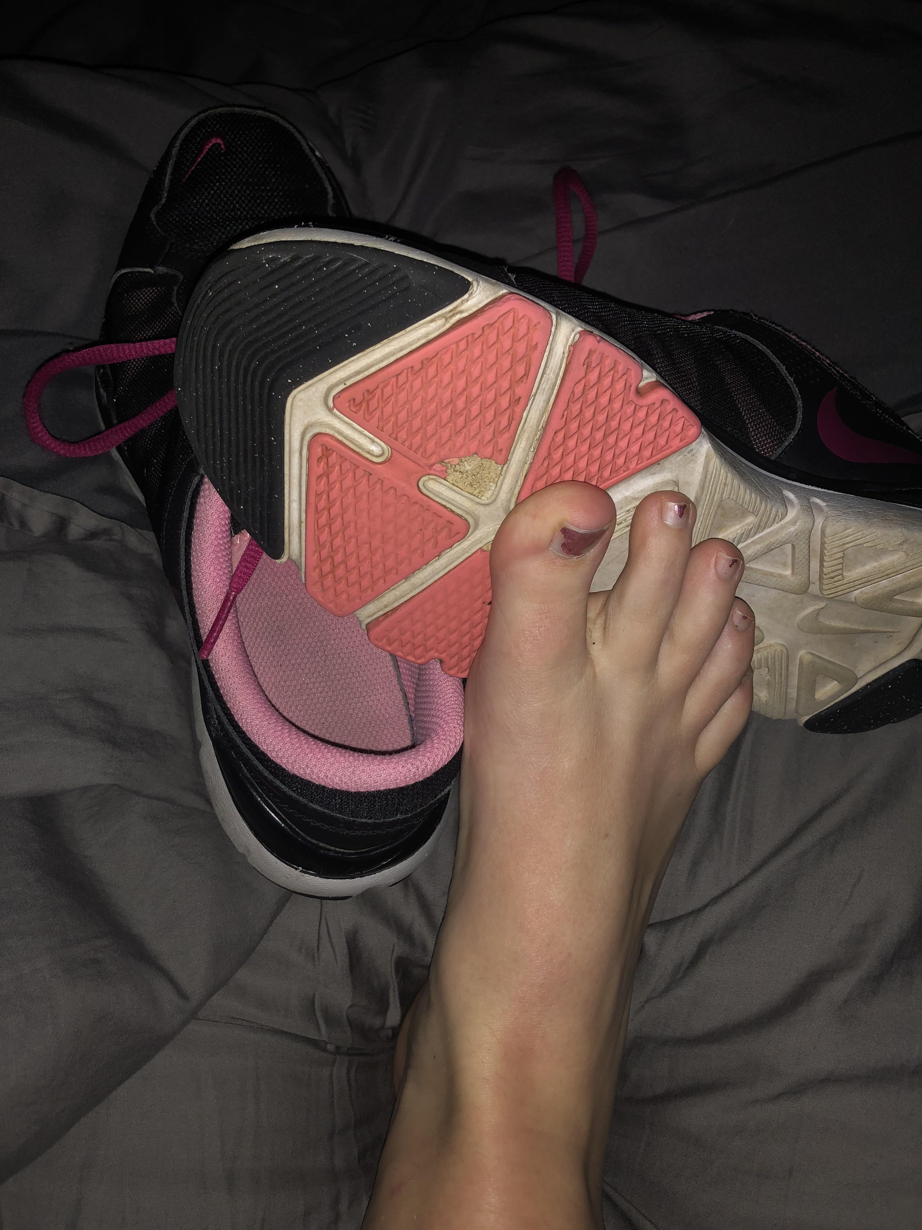 Wanna sniff? | Scrolller