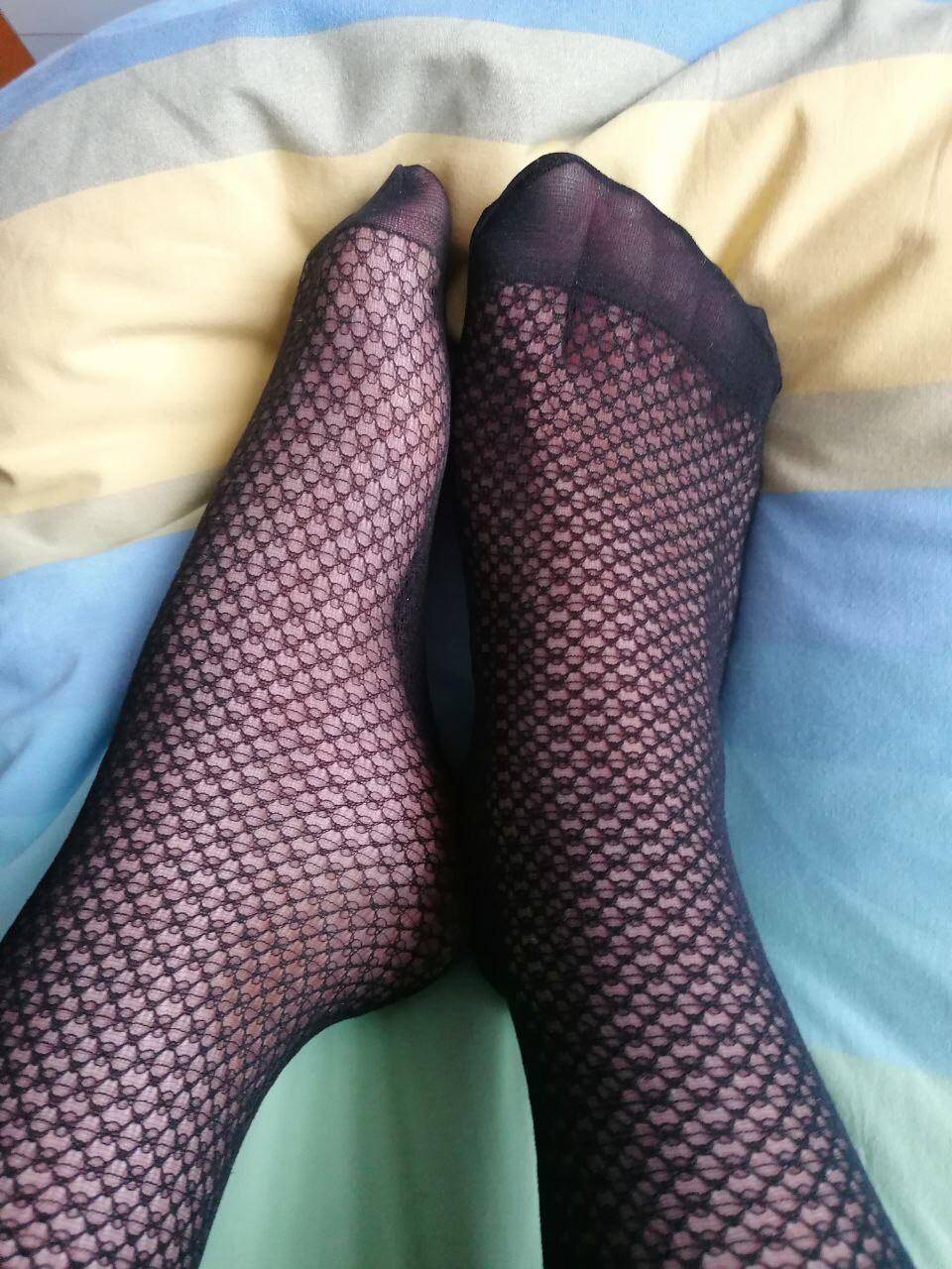 wanna take ‘em off? Comments and PM/DM welcome! | Scrolller