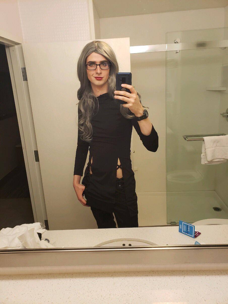 Warning: She can deepthroat! | Scrolller