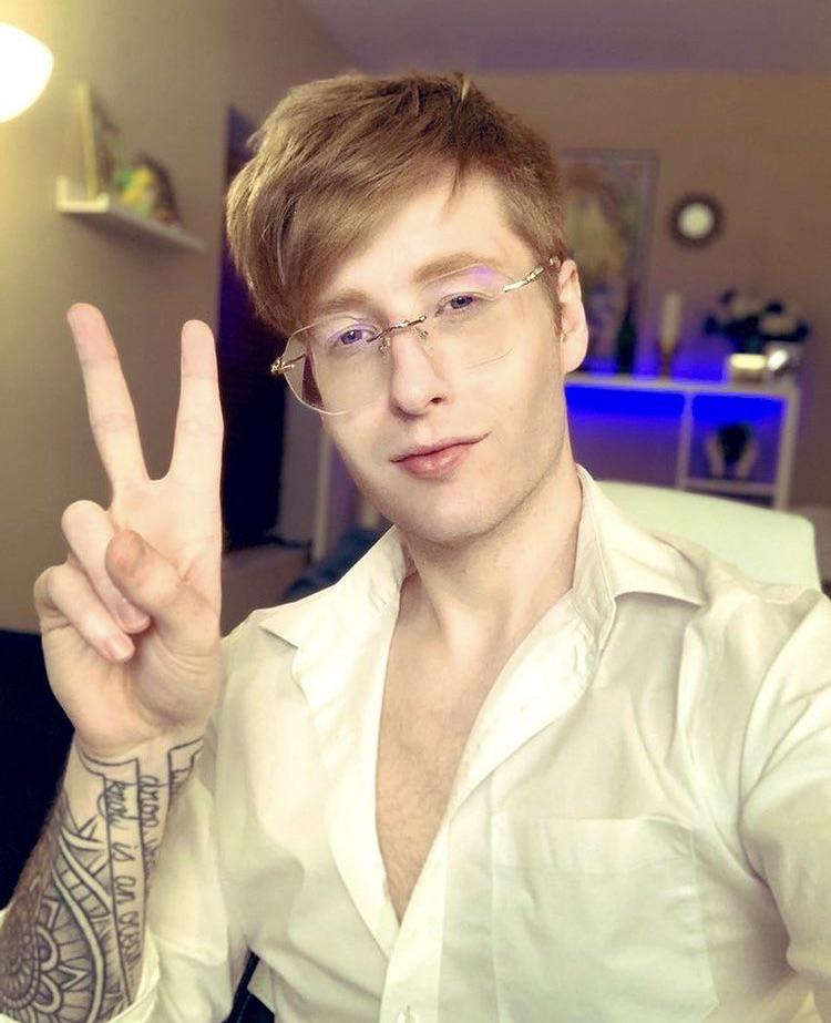 Was in a selfie mood today | Scrolller