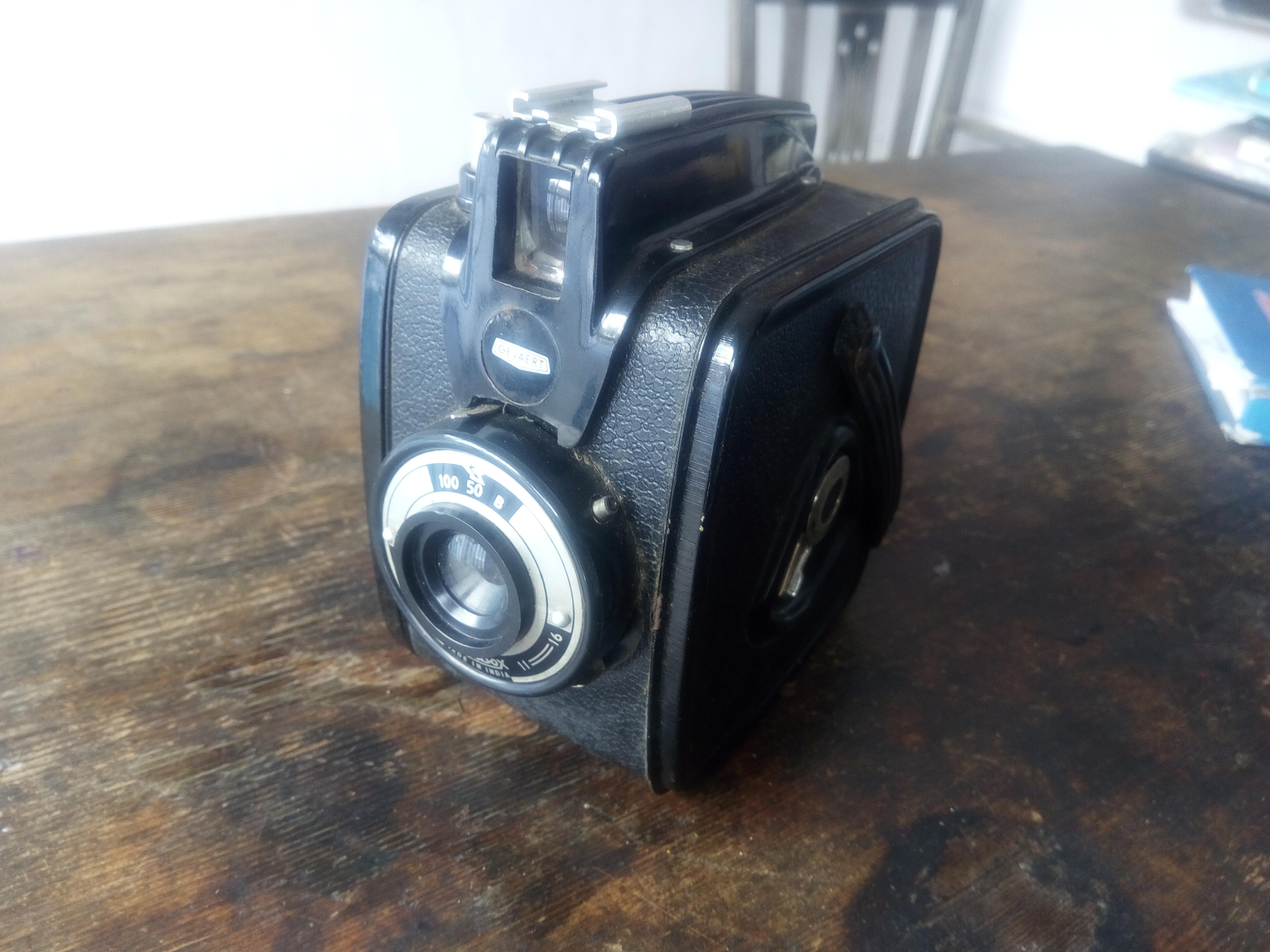 Wedding day present for my grandparents, 1967. Gevaert f 1.05/1.10. | Scrolller