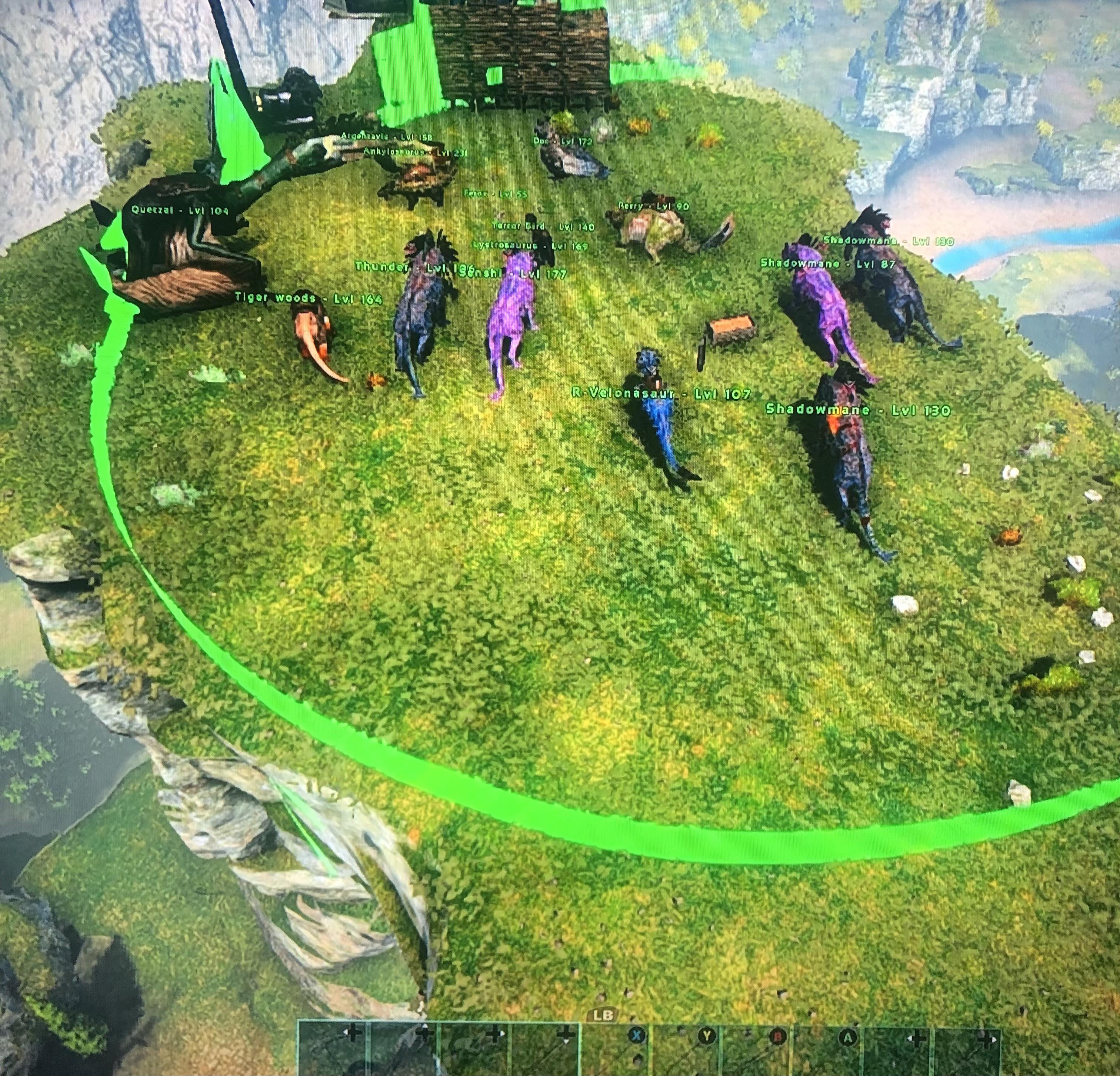 Weird green circle | Scrolller