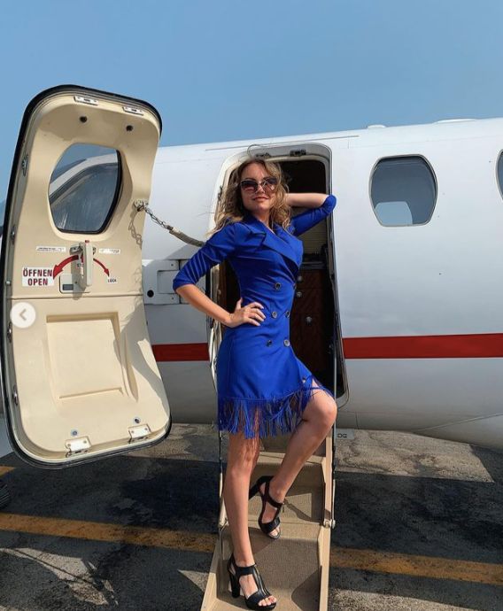 welcome aboard | Scrolller