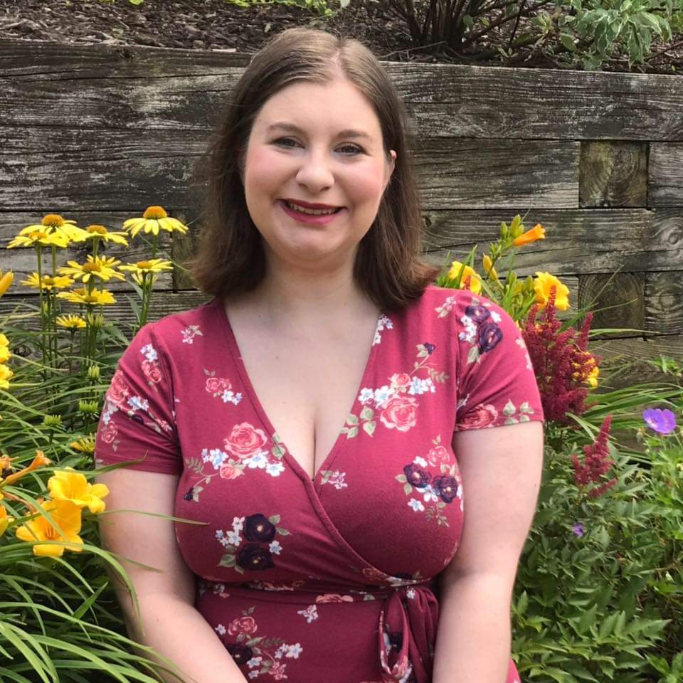 Well endowed | Scrolller