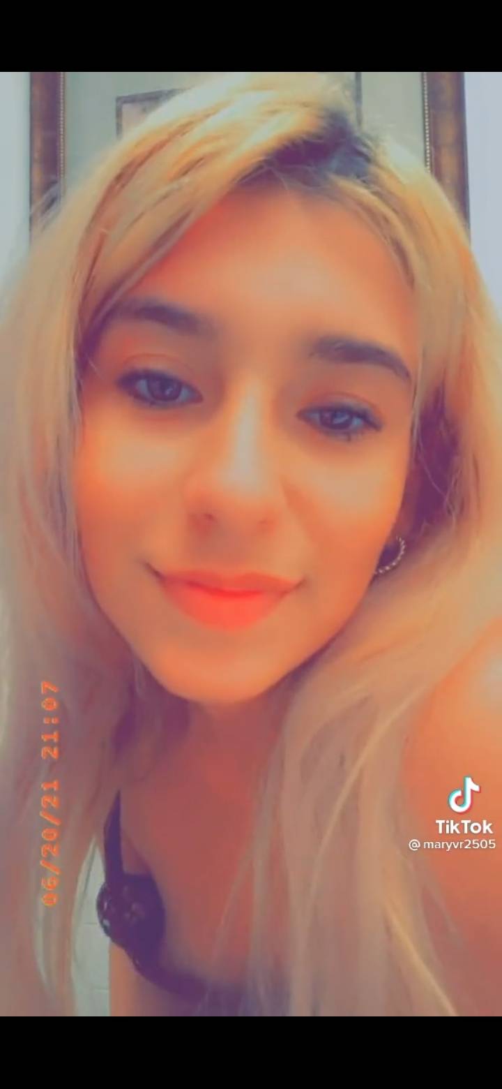 Well hello | Scrolller