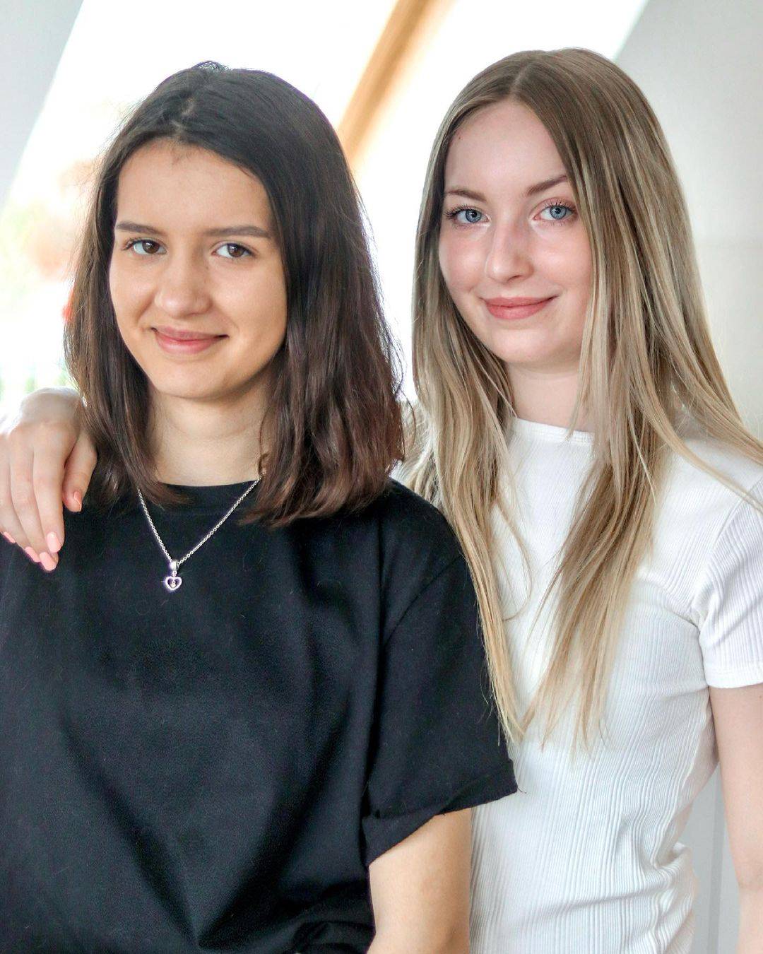 Wer würde die beide Gerne voll wixxen ️ | Scrolller