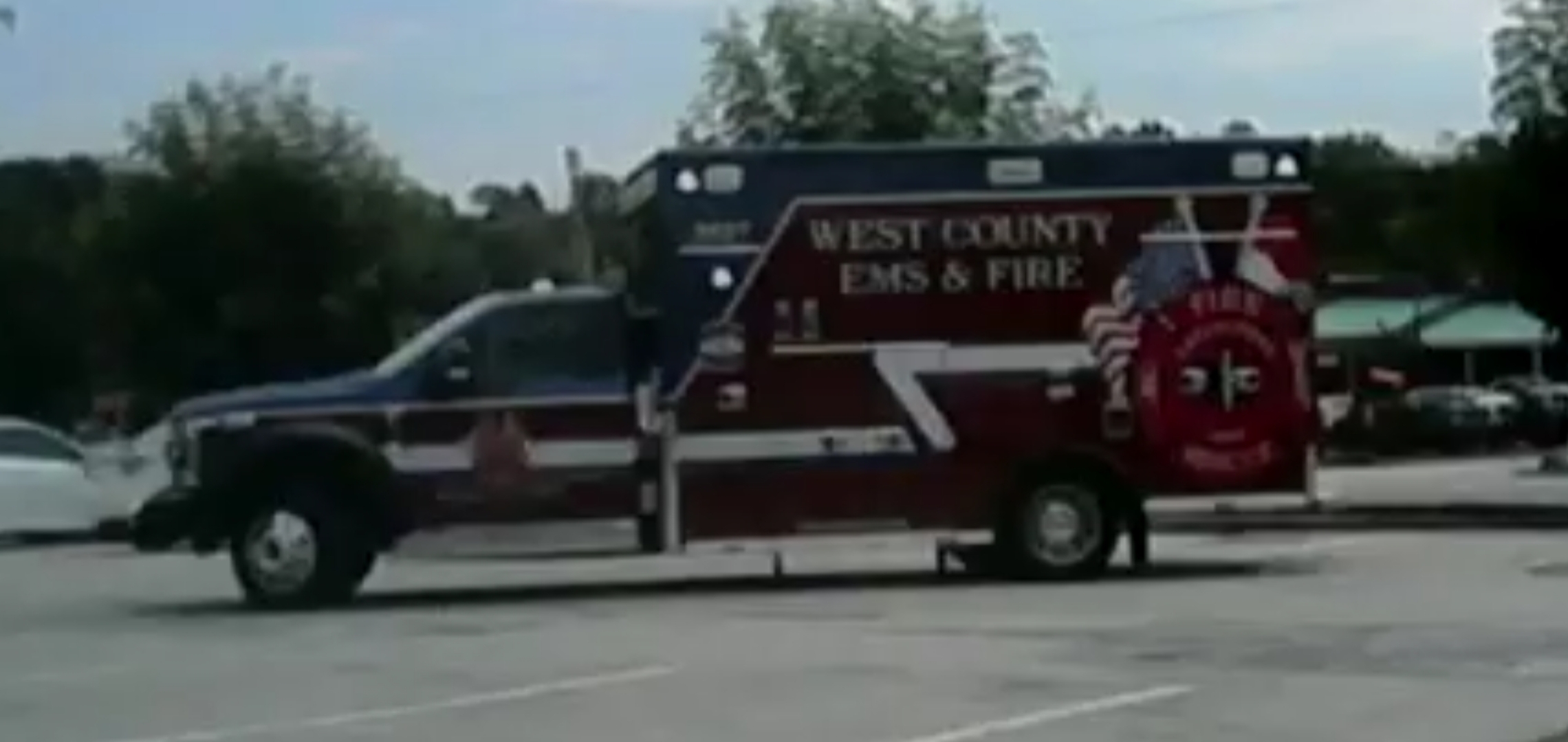West St.Louis County,Missouri fire department ambulance | Scrolller