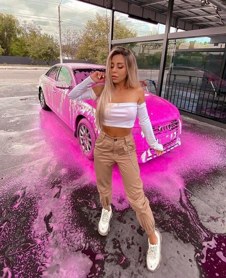 Wet and messy | Scrolller