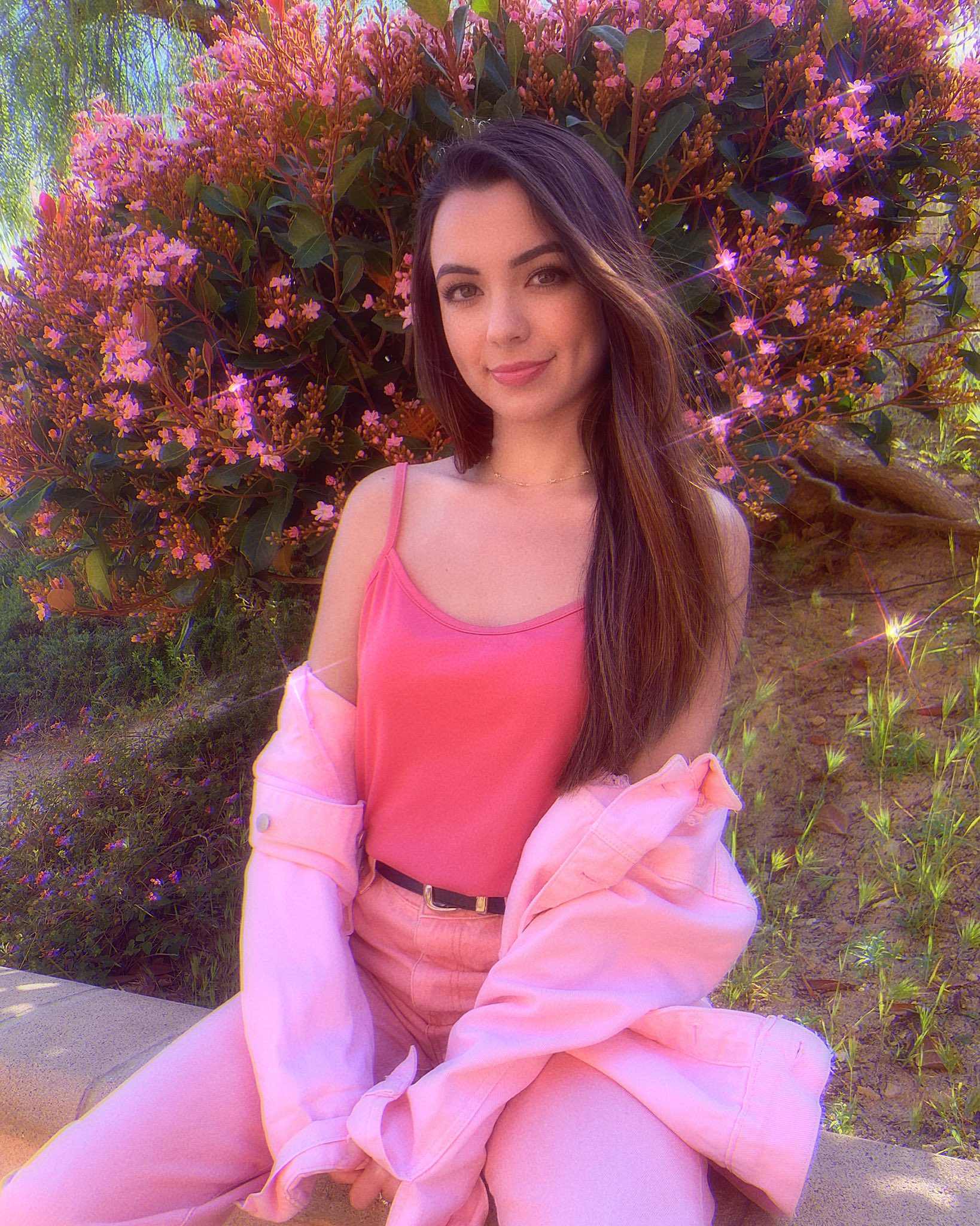 WHAT A CUTIE PIE! | Scrolller