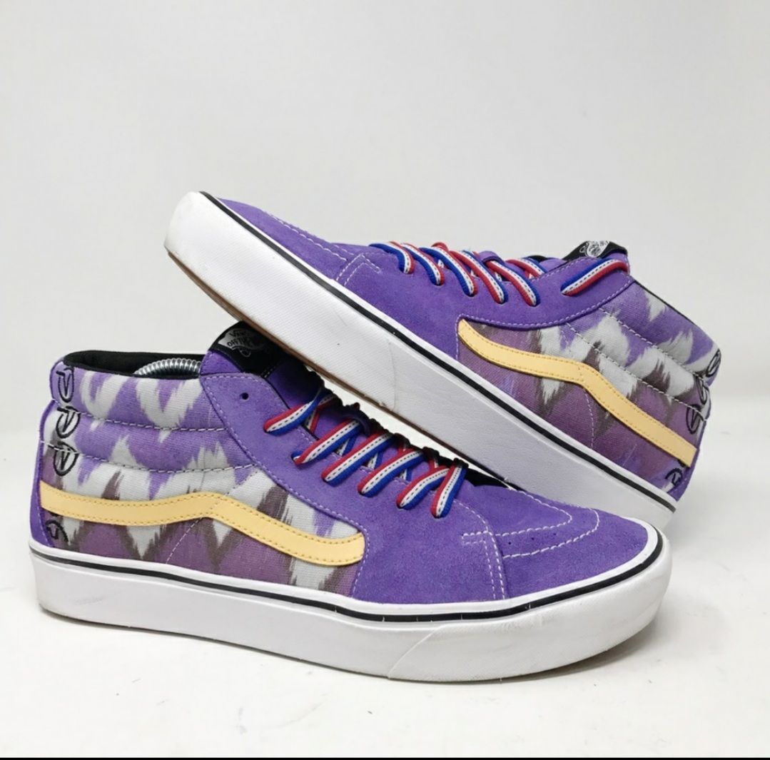 What are these? | Scrolller