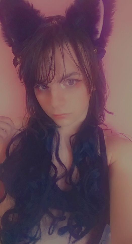 Am I looking submissive and breedable today?~ | Scrolller