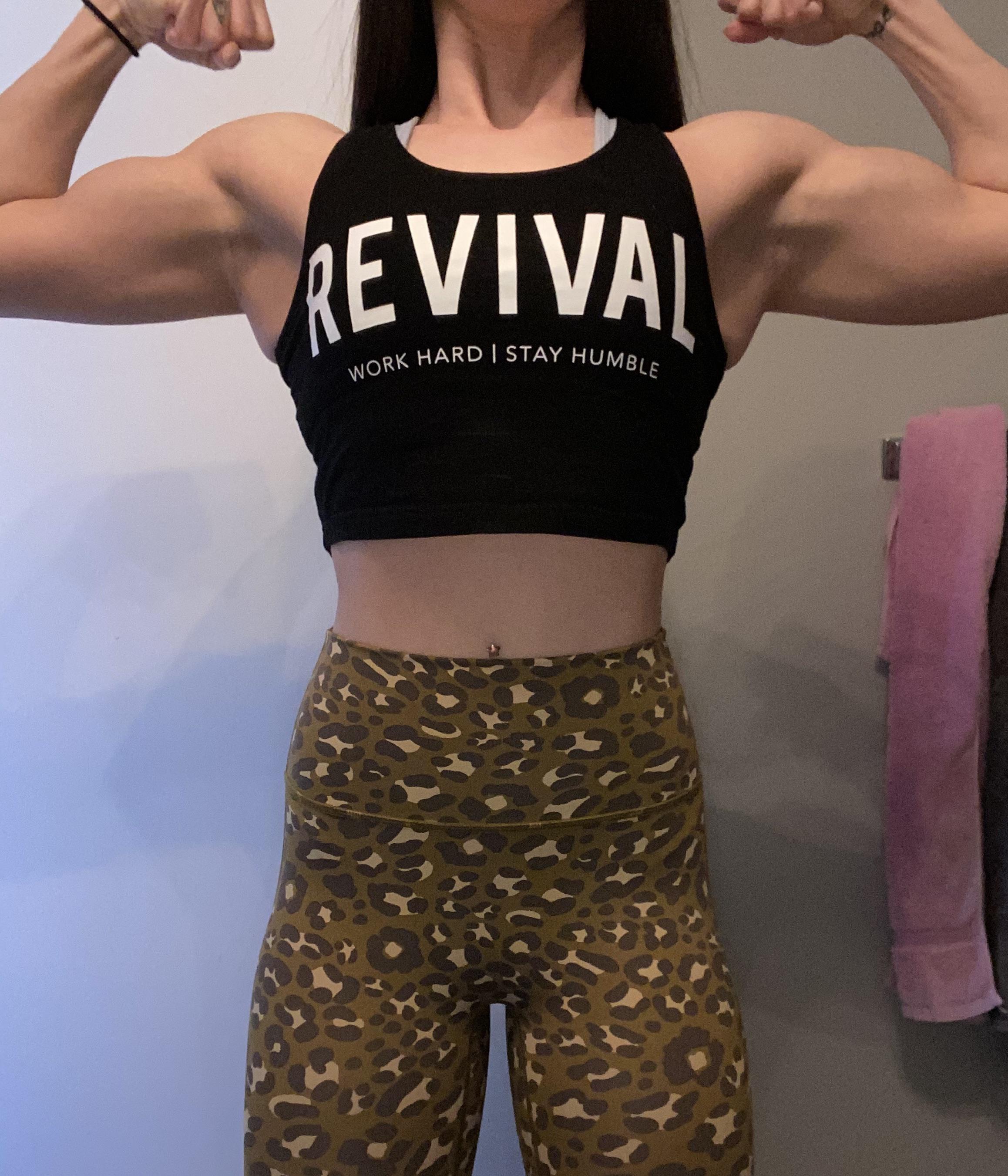 (27) little flex | Scrolller