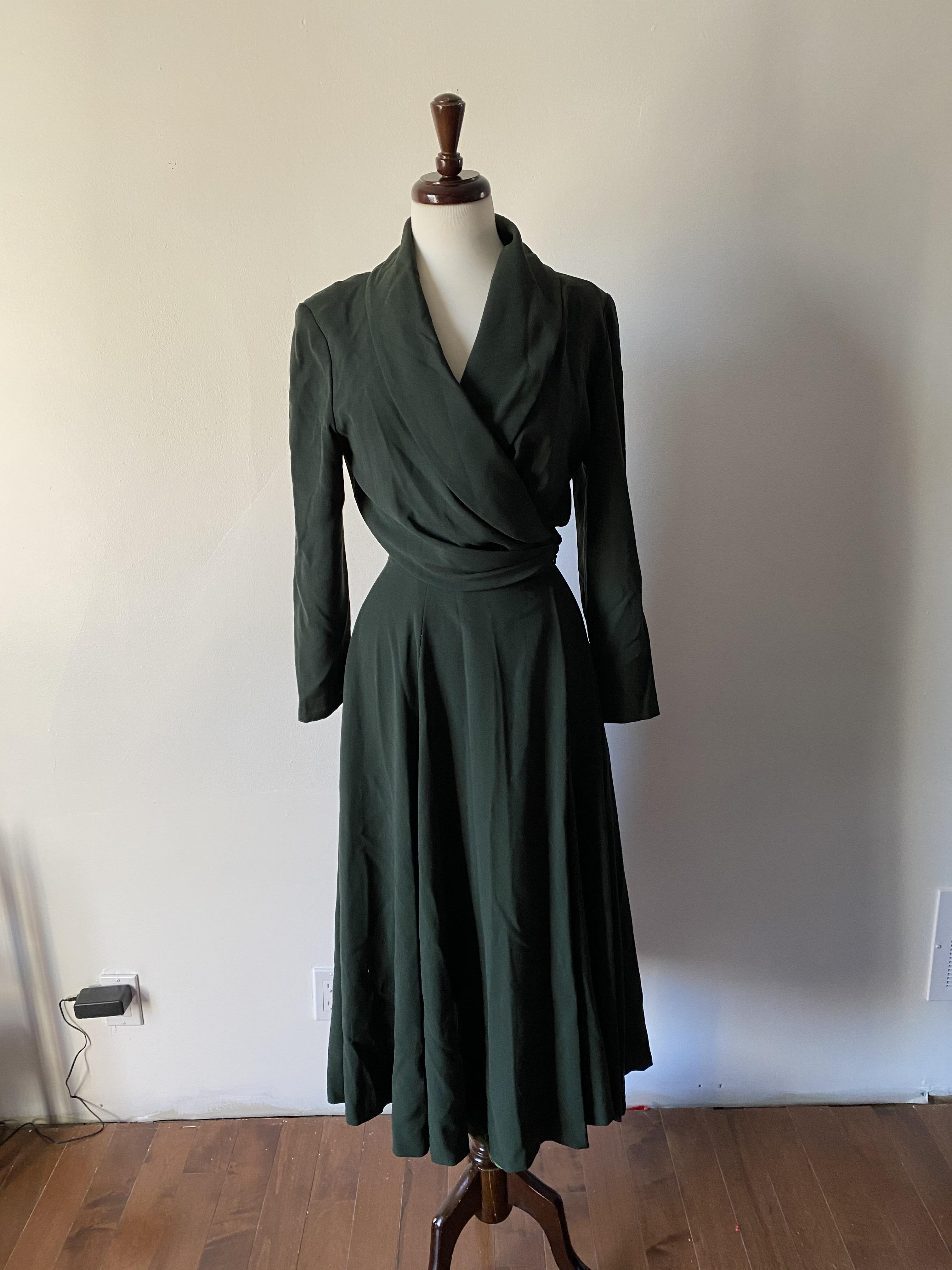 What era is this dress from? | Scrolller