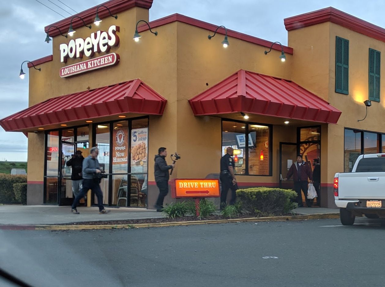 What happened at the Popeyes? | Scrolller