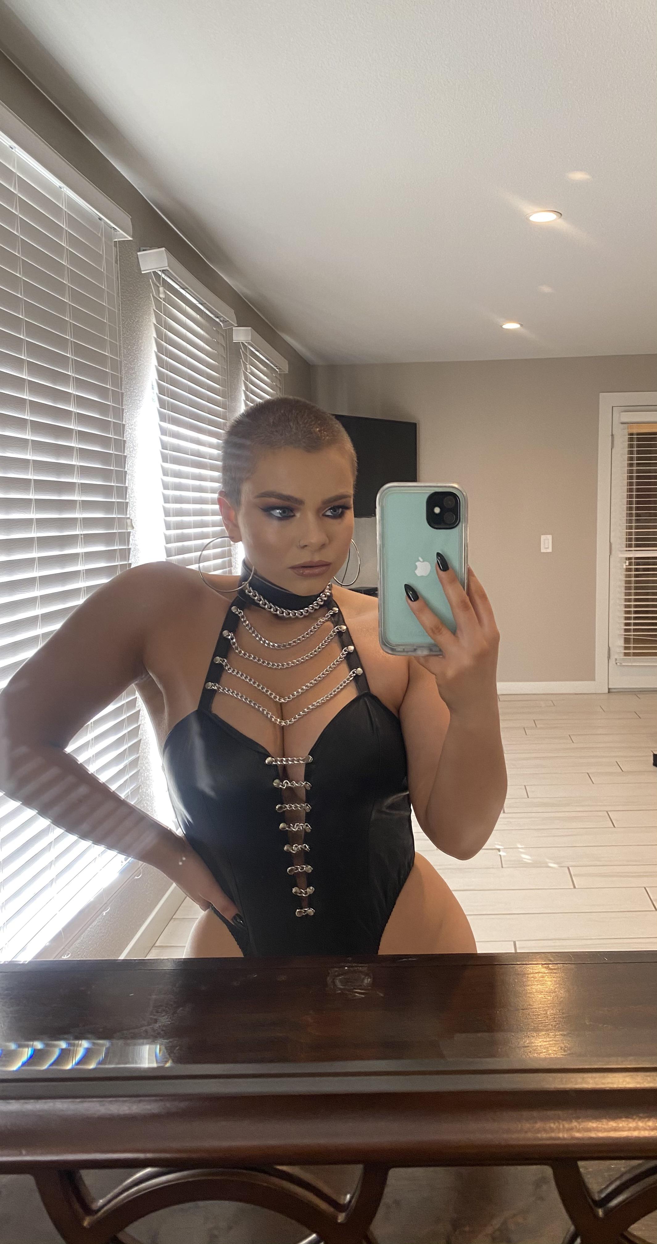 What’s your favorite scary movie? | Scrolller