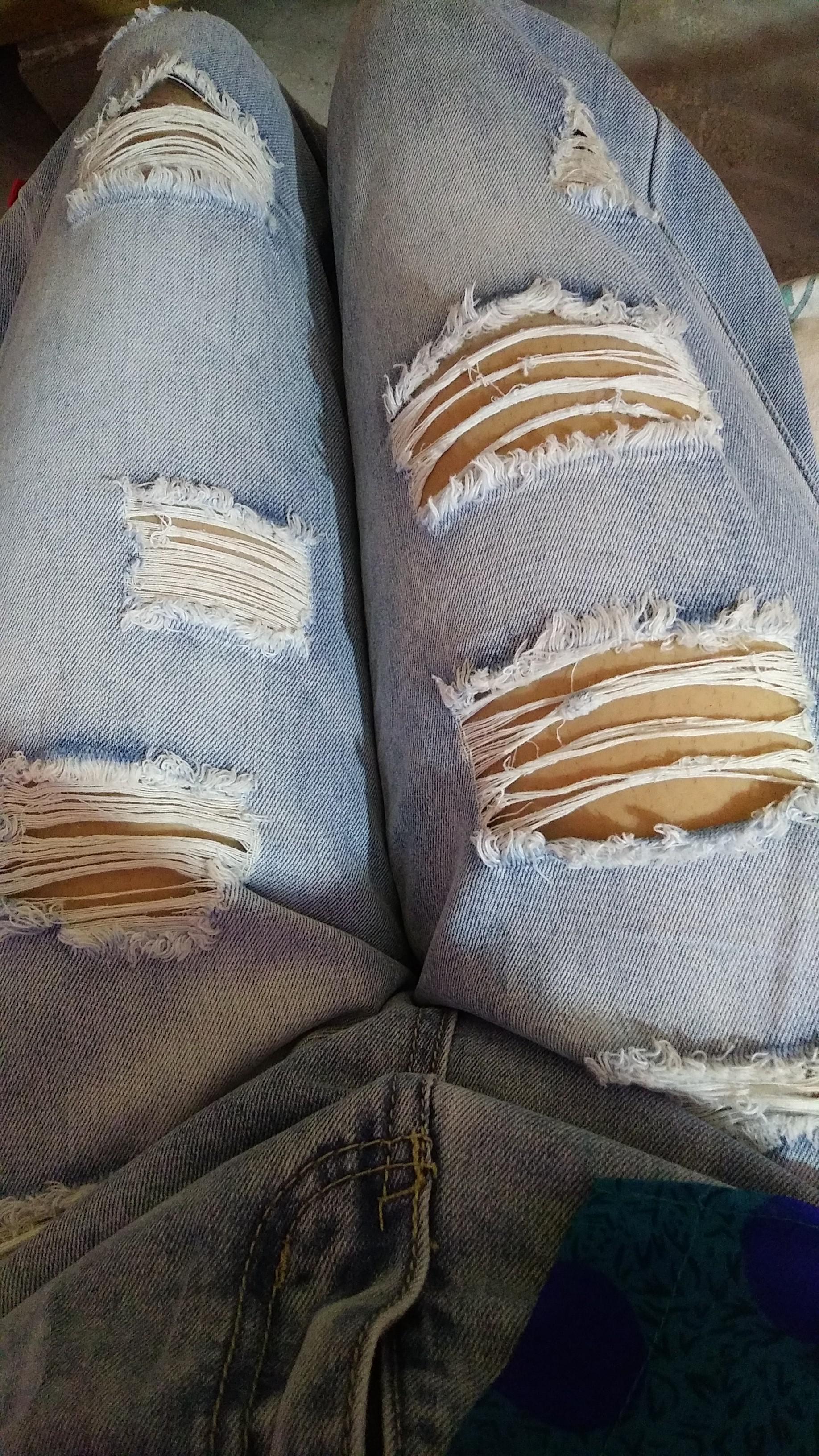 What to wear with this jeans I'm so confused | Scrolller