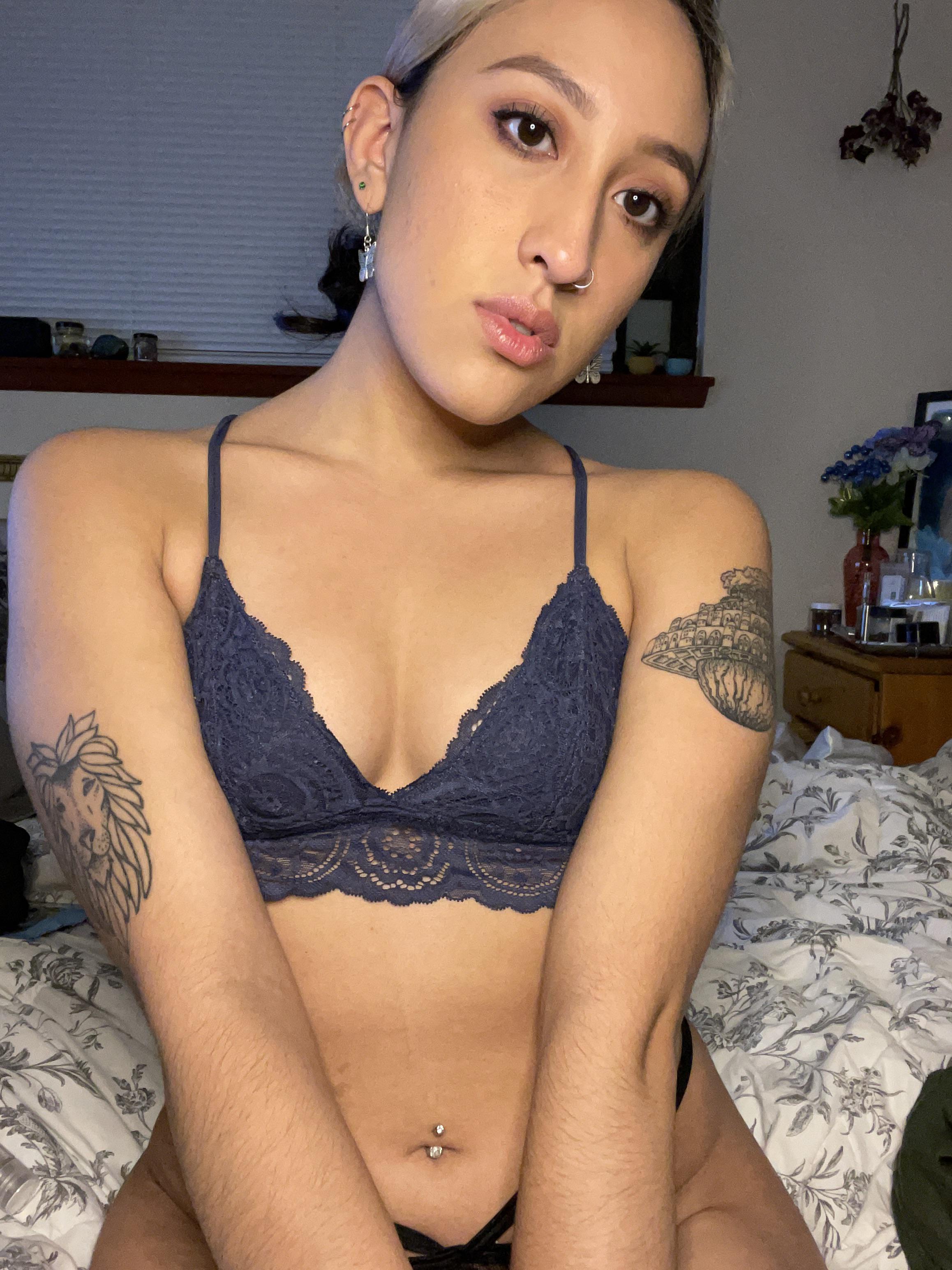 What would you do to this 21 year old Mexican babe? | Scrolller