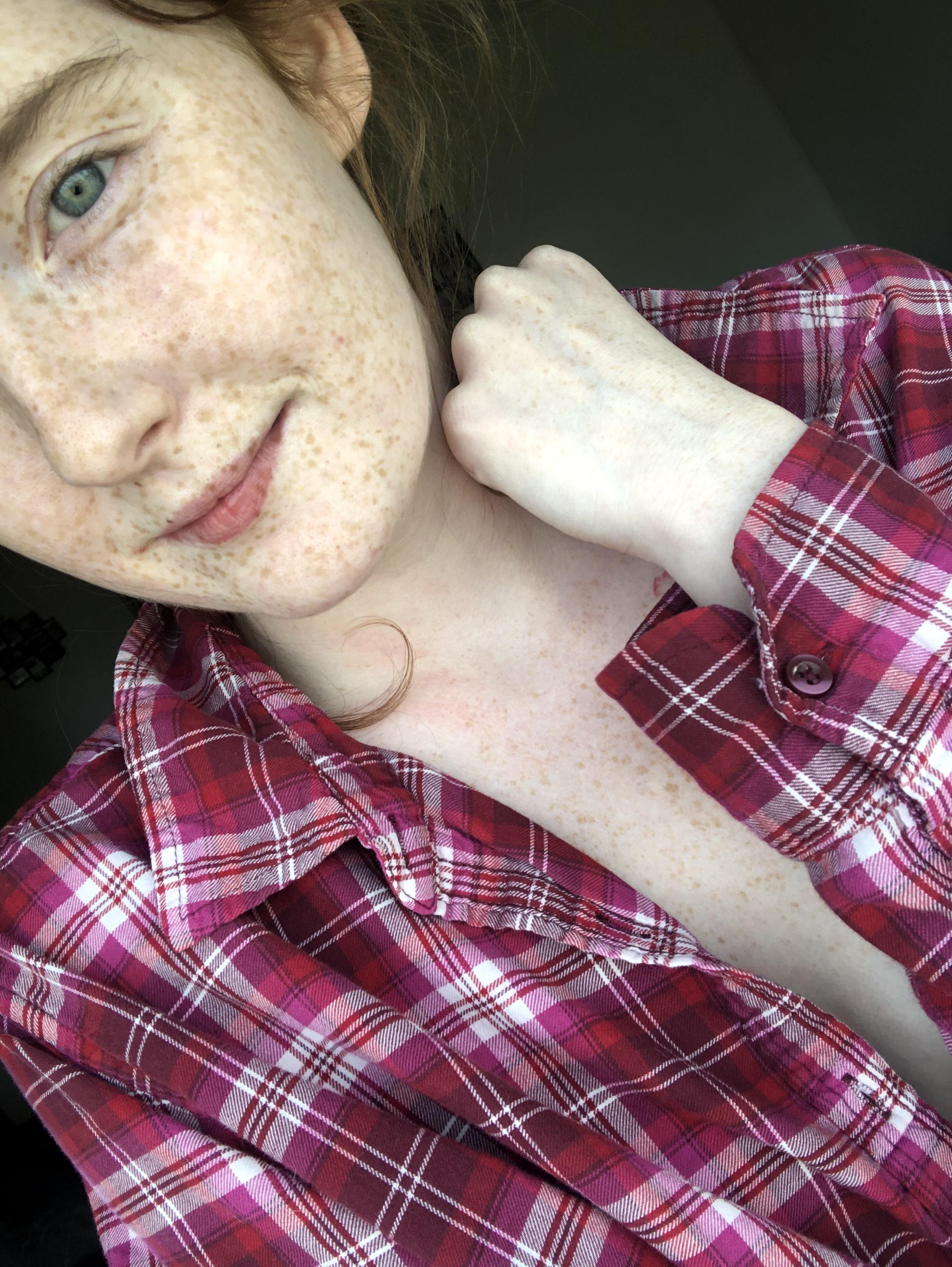 Whatcha thinking about? 🥰 | Scrolller