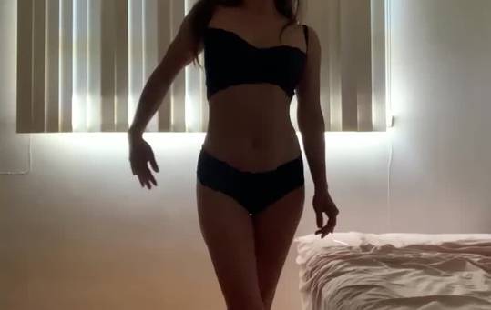 Whatever Lola wants.... (click imgur for music) | Scrolller