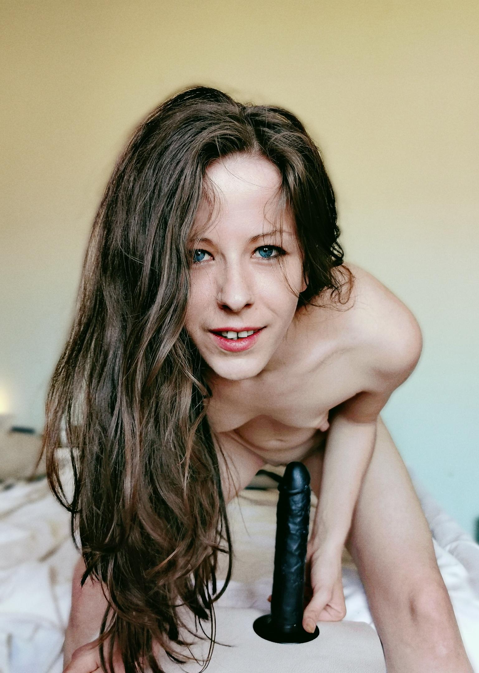 Whats More Cute Titties Or My Face Scrolller 4155