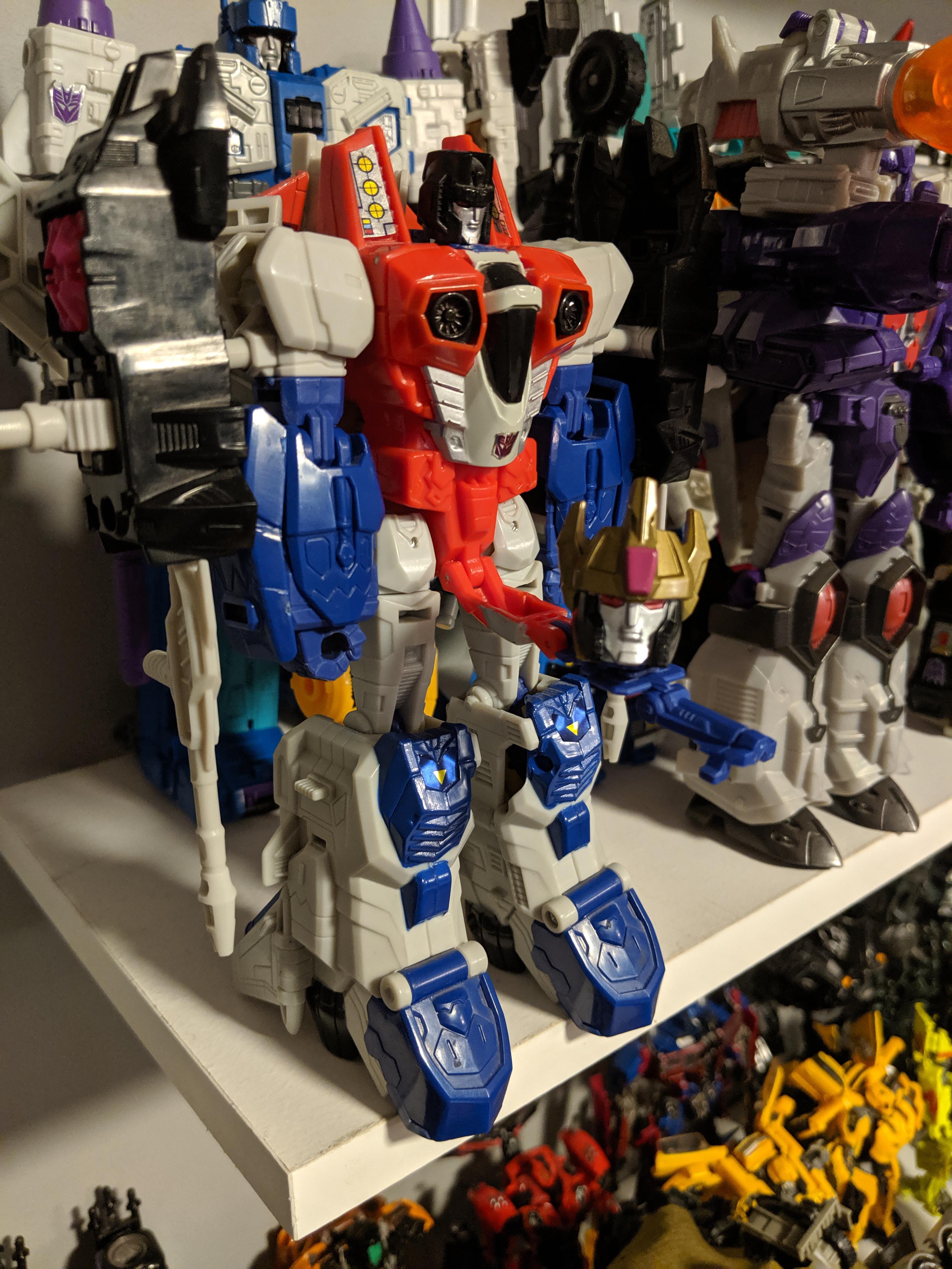 When Megatron trips ( ͡° ͜ʖ ͡°) | Scrolller