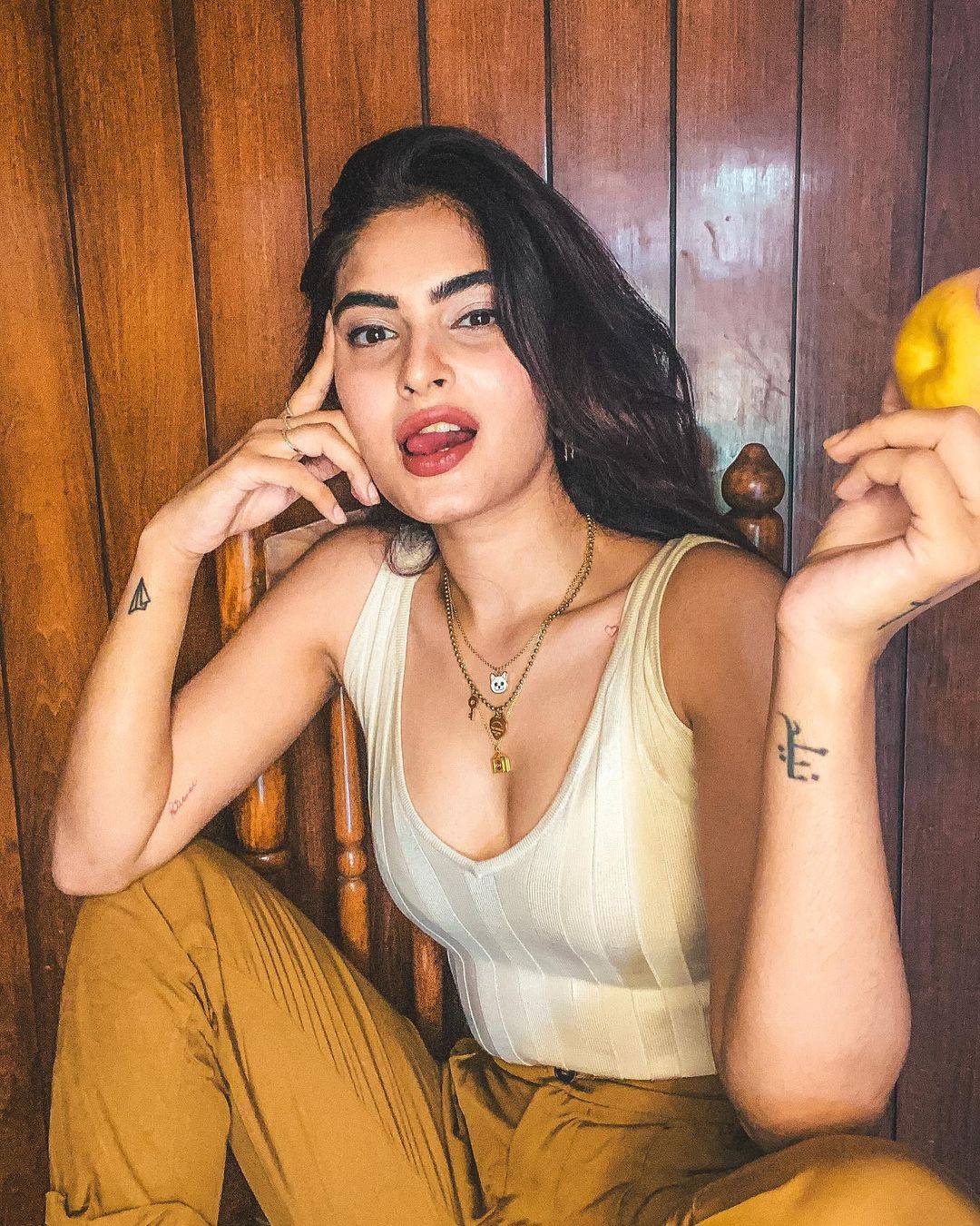 When you pull down your pants for Karishma Sharma , and she likes what she is going to get ...