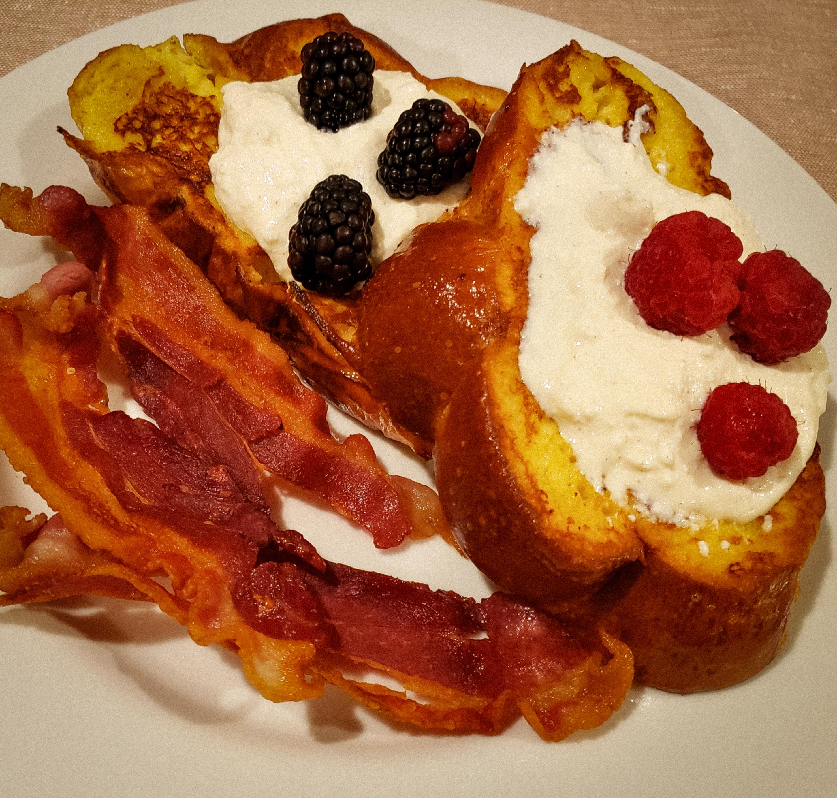 Whipped honey-ricotta French toast with cinnamon and vanilla | Scrolller