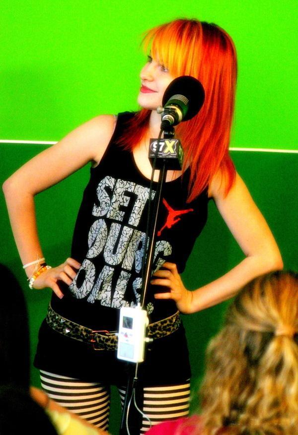 white stripes | Scrolller