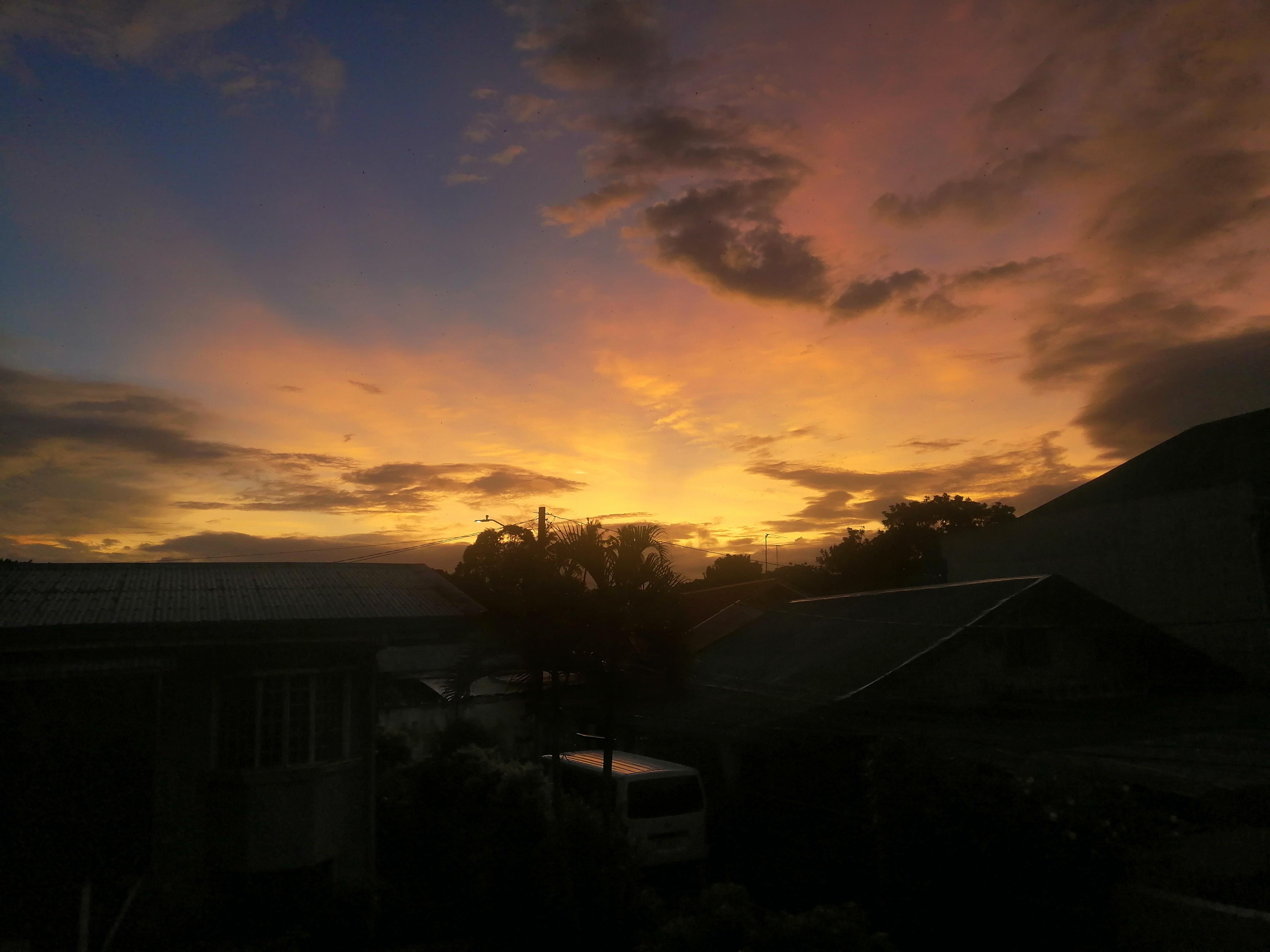 Who else does like the sunrise? :) | Scrolller