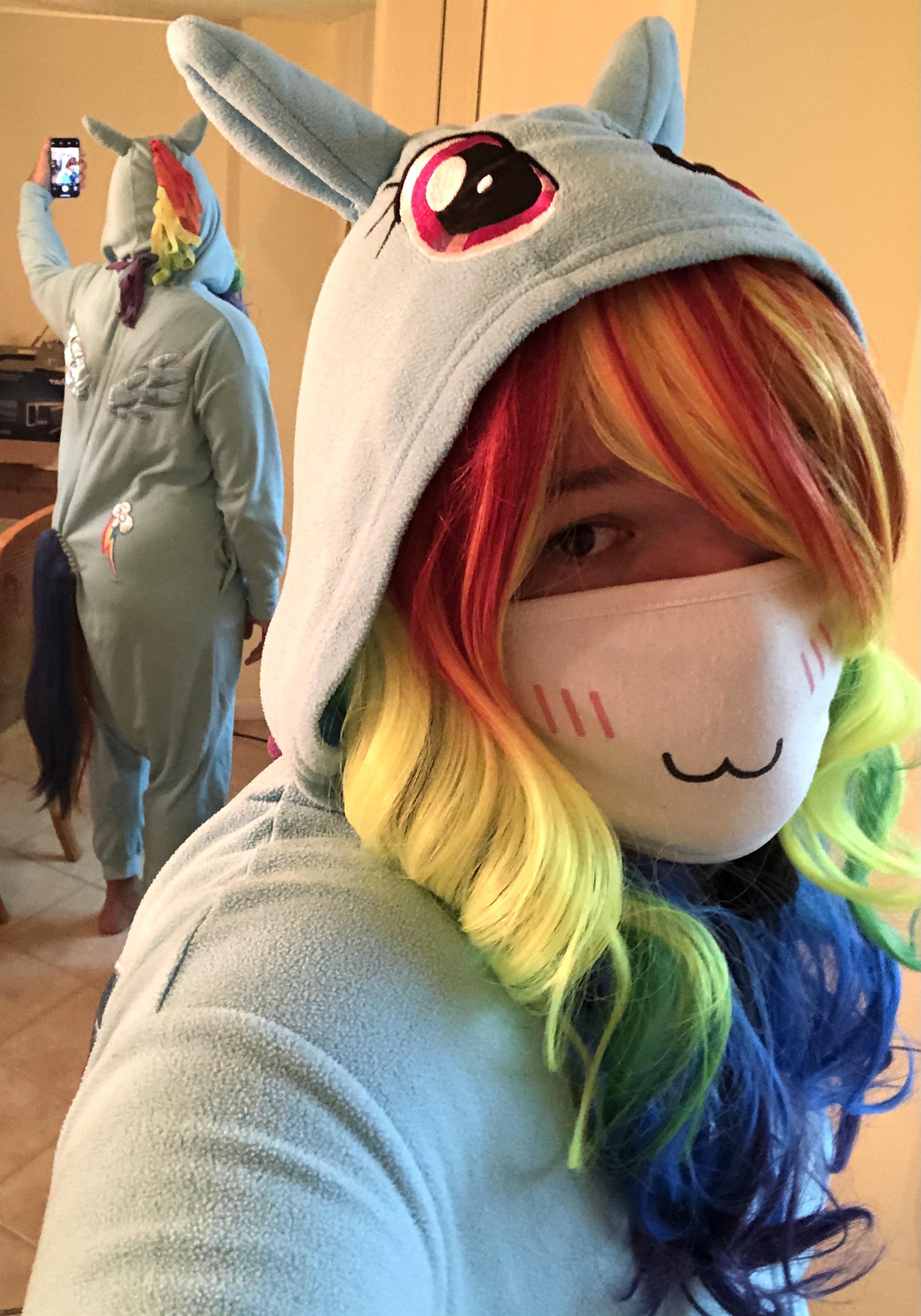 Who else is a fangirl of My Little Pony? | Scrolller