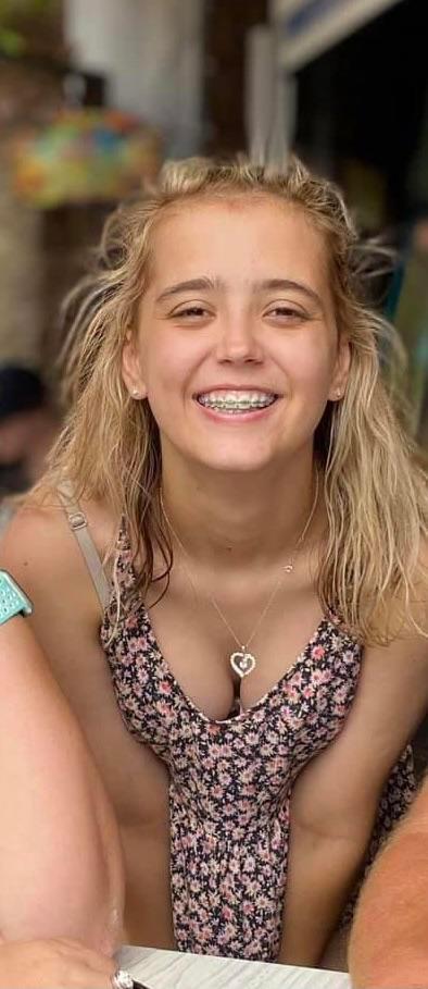 Who enjoys a good barley legal teen downblouse | Scrolller