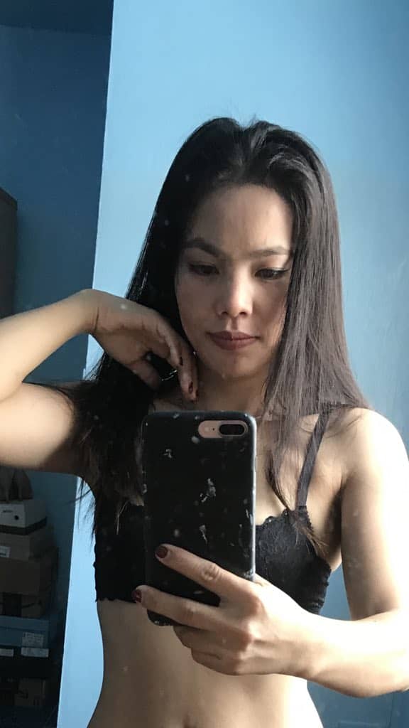 Who is ready to be owned and train by me . Come to mommy let me explore you . K i k ...