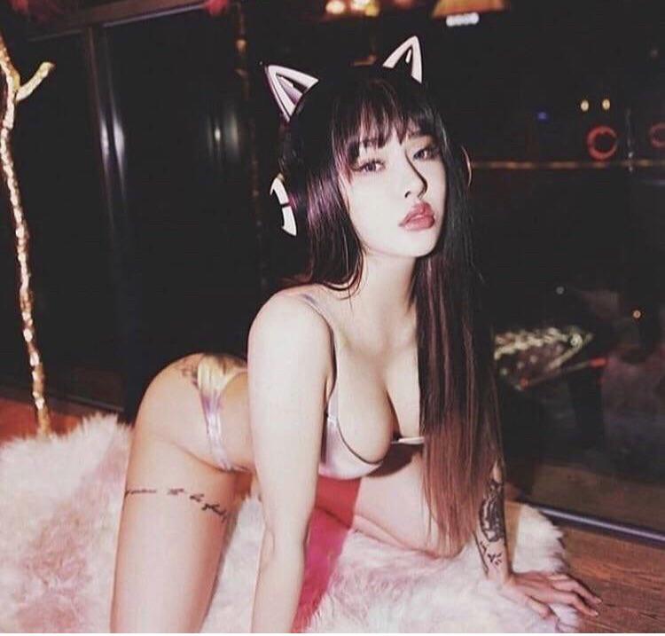 Who is she? | Scrolller